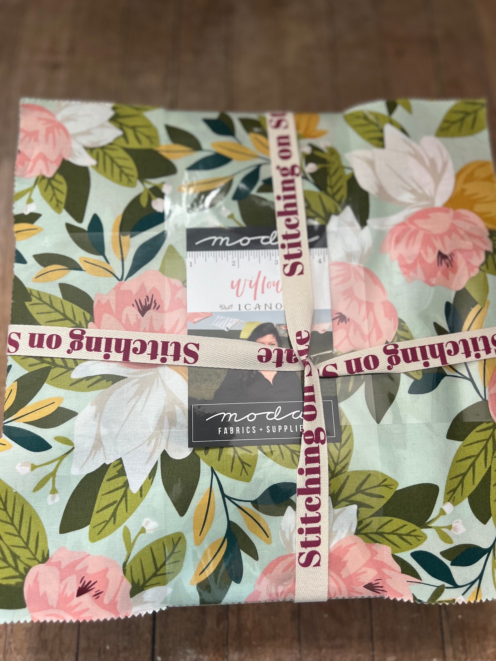 Climbing Vines Quilt Kit, Throw Quilt Kit, Willow 1 Canoe Fabric, Throw ...