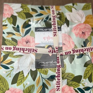 Climbing Vines Quilt Kit, Throw Quilt Kit, Willow 1 Canoe Fabric, Throw ...