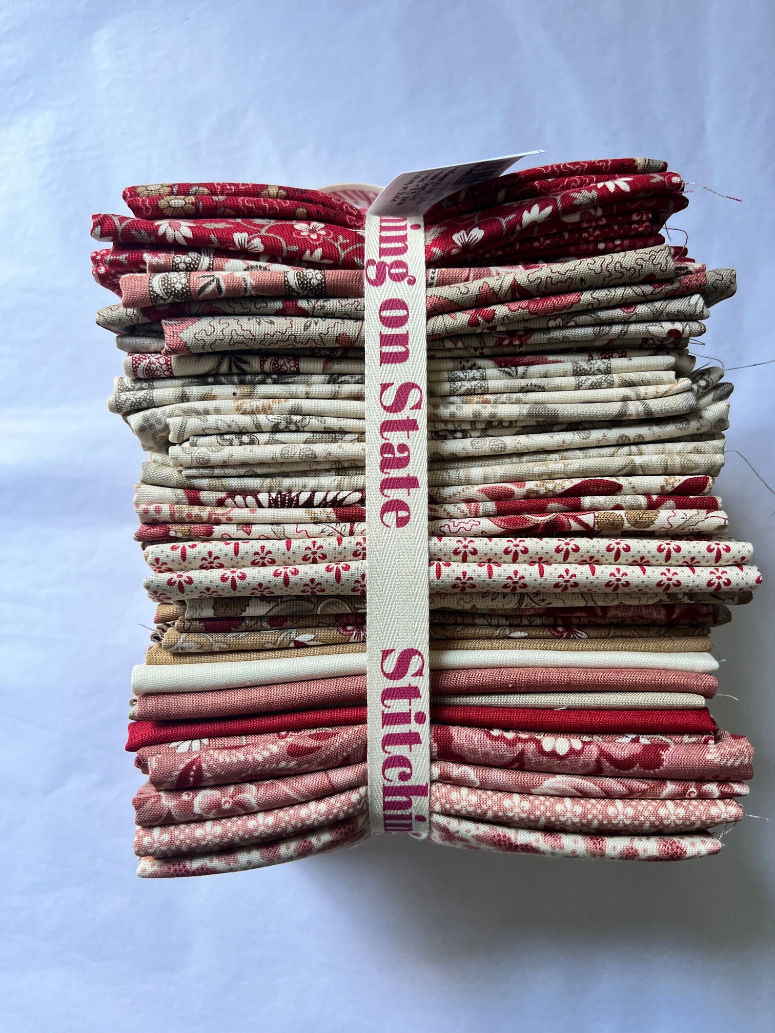 French General Fat Quarter Bundle, Chateau De Chantilly Cream/tan/reds ...