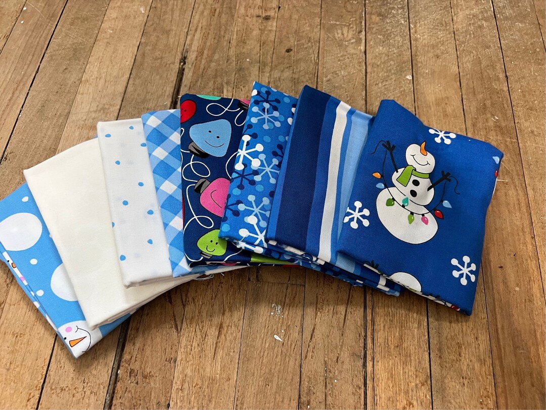 Christmas Fat Quarter Bundle Things Are Looking up Fat Quarters ...