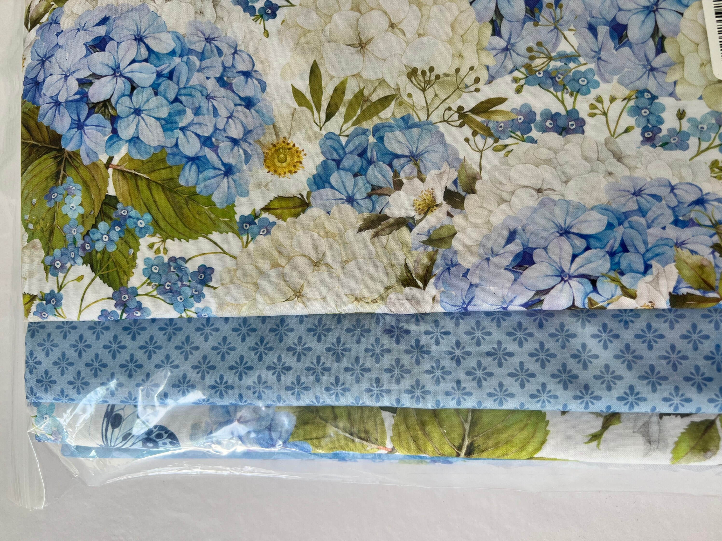 Spring Garden Twist Quilt Kit, Hydrangea Quilt Fabric, Blue & White ...
