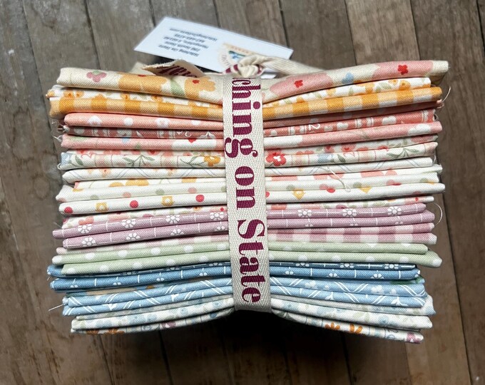 French General Fat Quarter Bundle, Chateau De Chantilly Cream/tan/reds ...