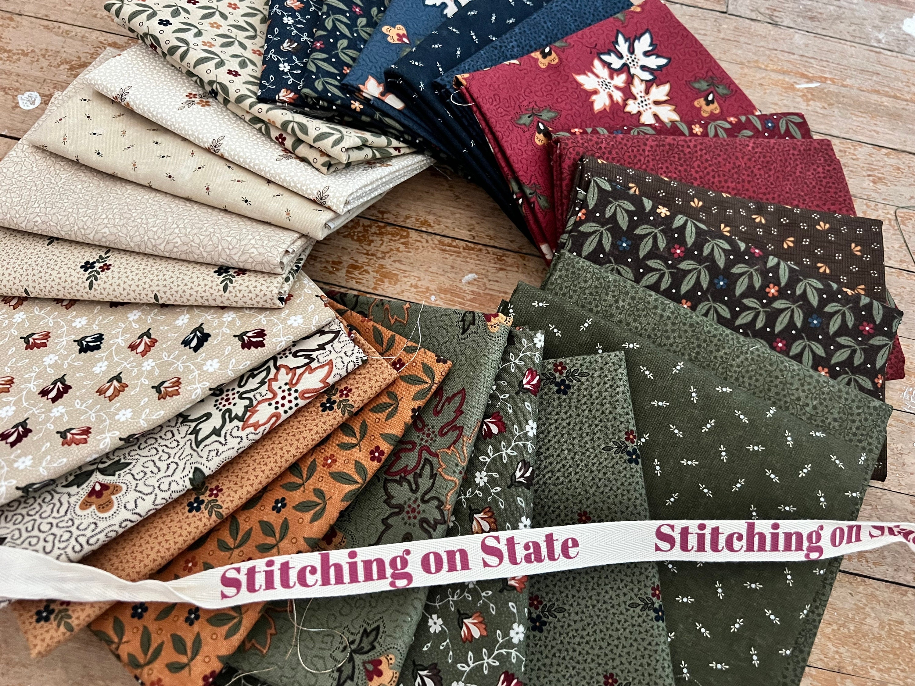 Fluttering Leaves Fat Quarter Bundle by Kansas Troubles 24 Fat Quarter ...