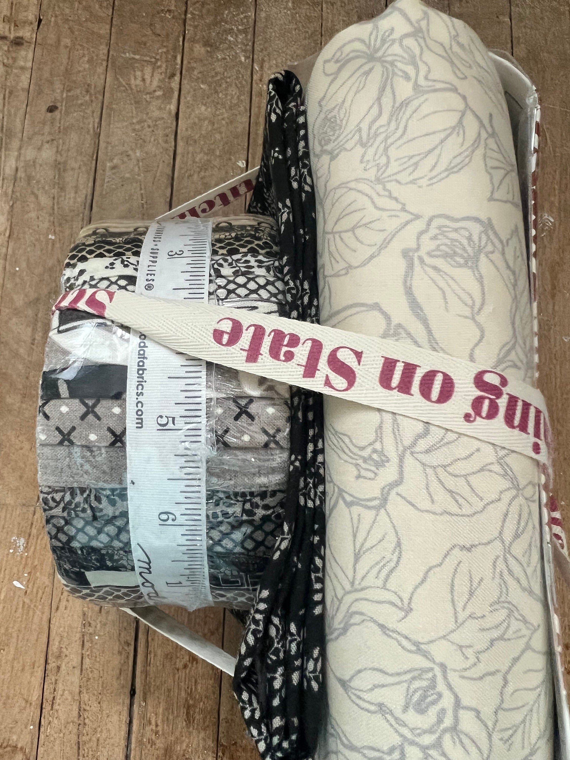 Watermarks Quilt Kit, Wendy Sheppard Quilt Kit, Paisley Fabrics, Full ...