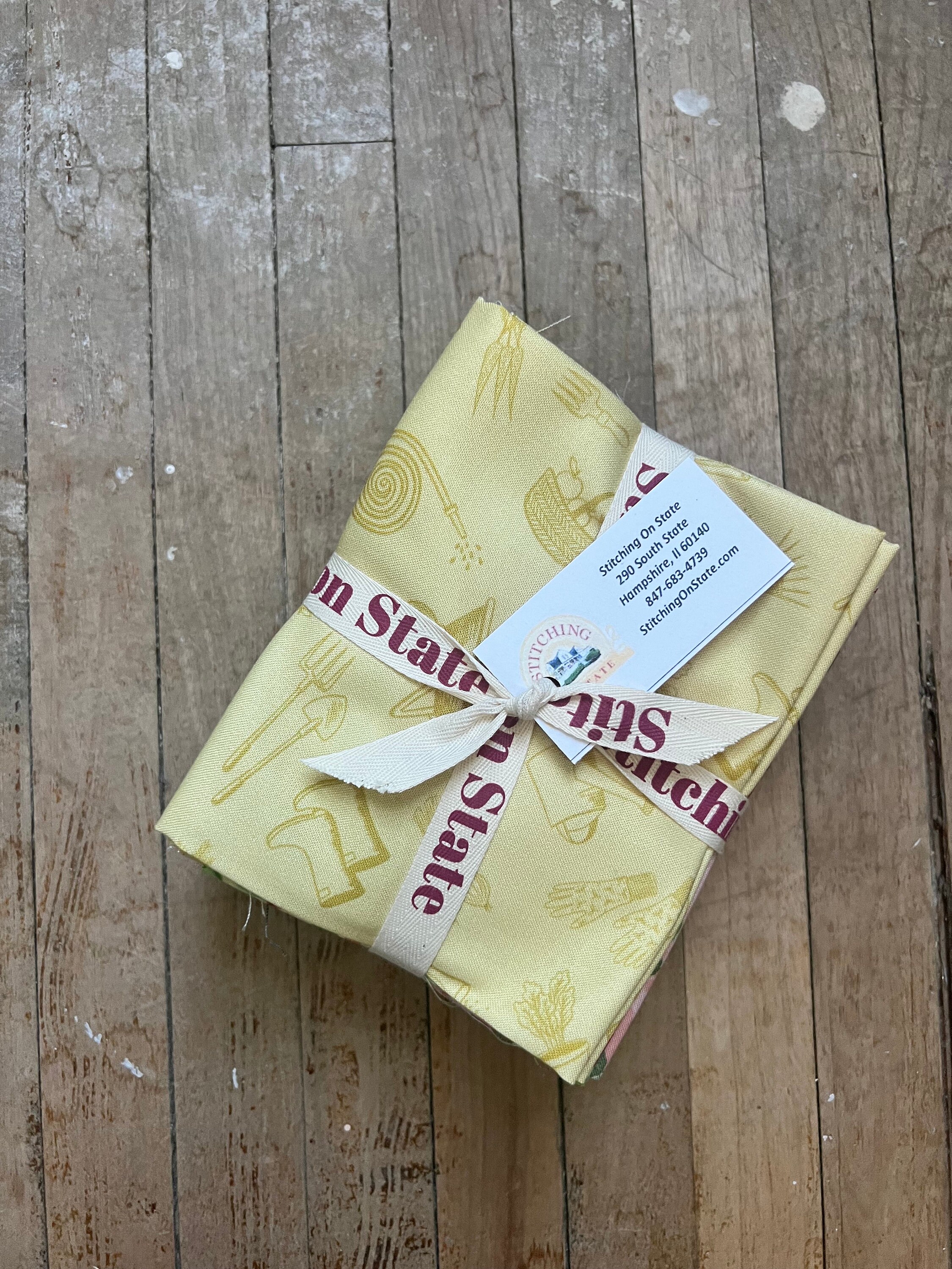 The Kitchen Garden Fat Quarter Bundle, Lewis & Irene Fat Quarters ...