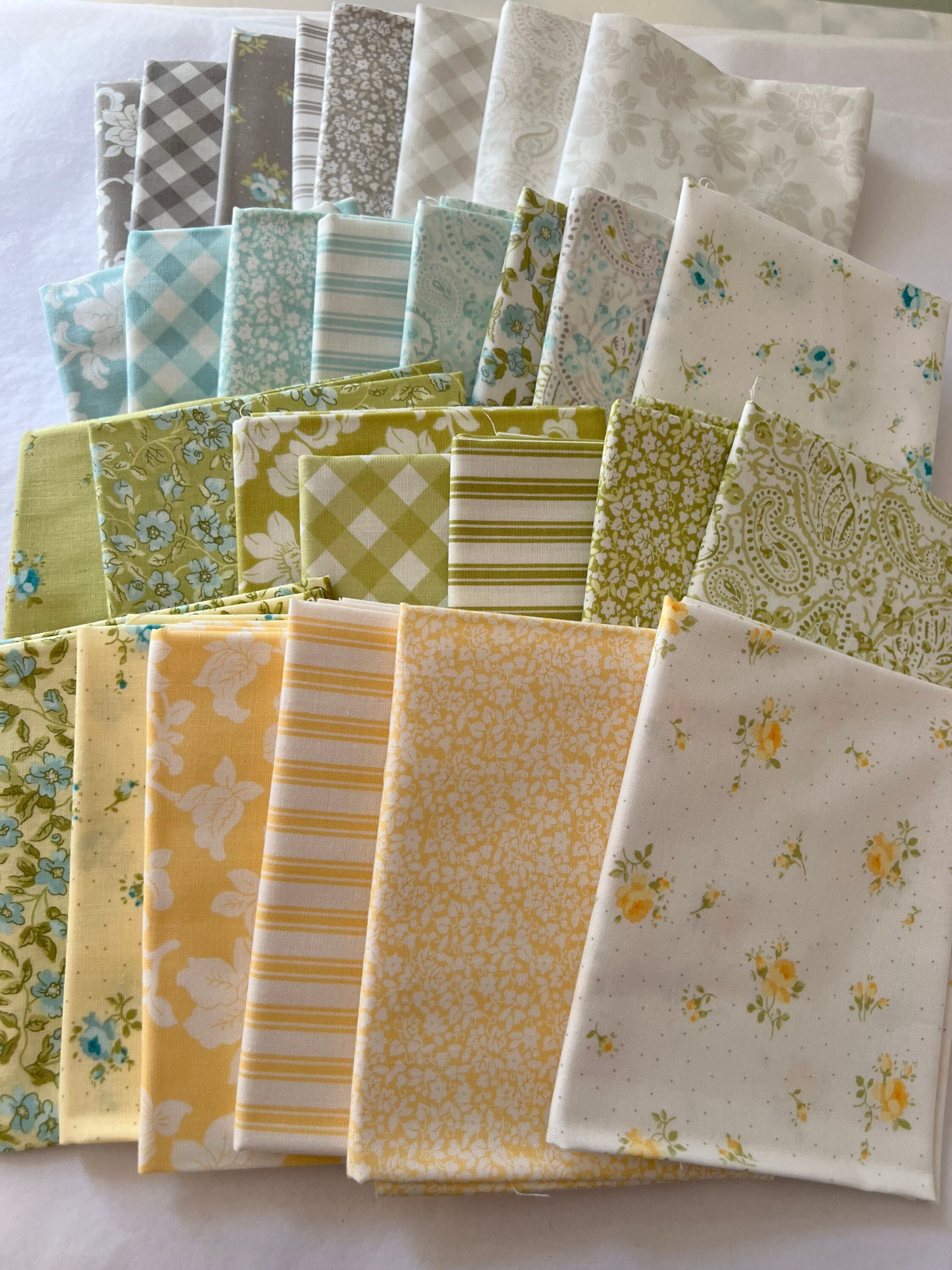The Shores Fat Quarter Bundle by Brenda Riddle Fat Quarter Bundle,gray ...