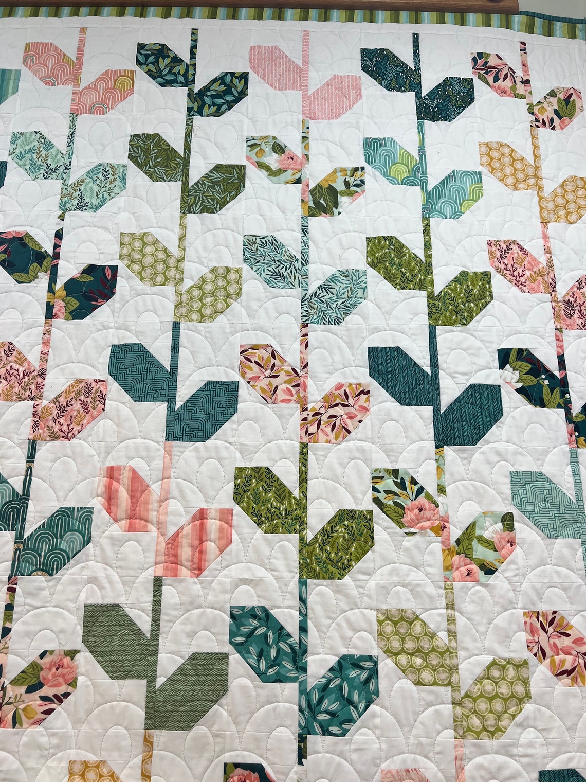 Climbing Vines Quilt Kit, Throw Quilt Kit, Willow 1 Canoe Fabric, Throw ...