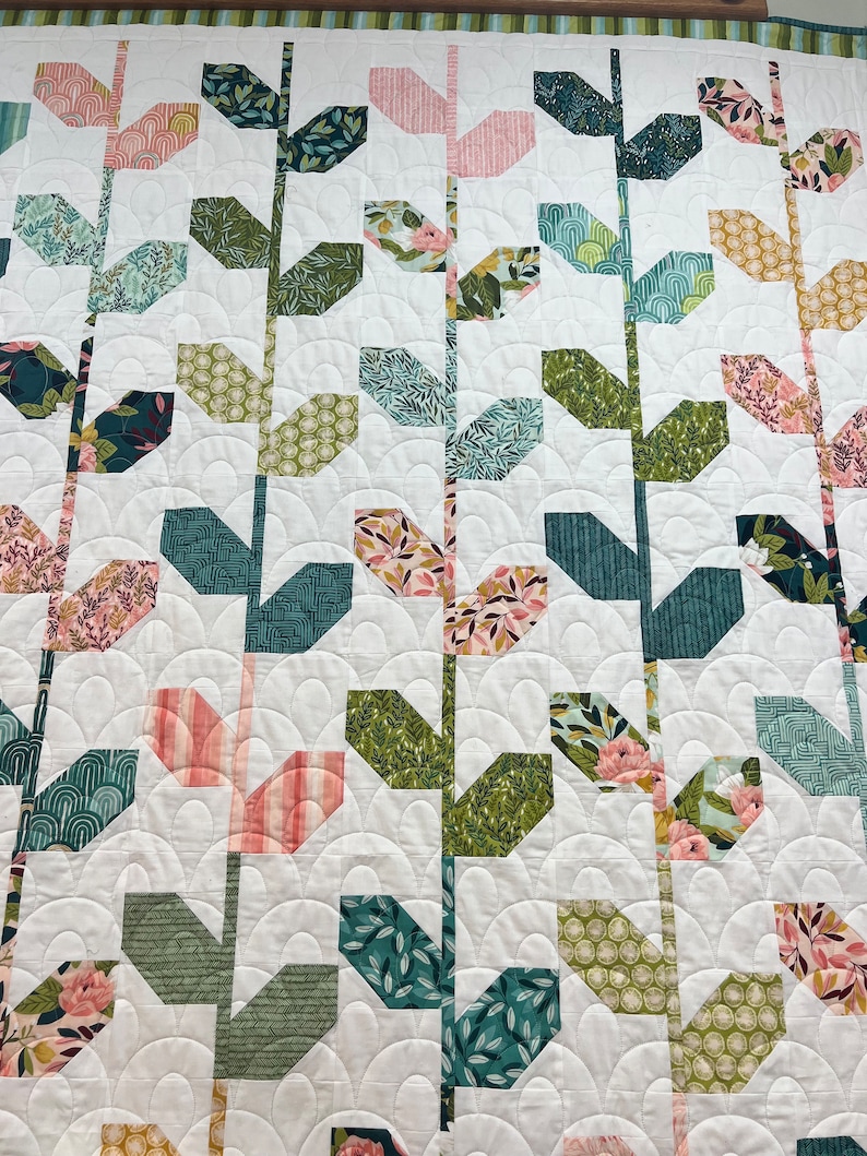 Climbing Vines Quilt Kit, Throw Quilt Kit, Willow 1 Canoe Fabric, Throw ...