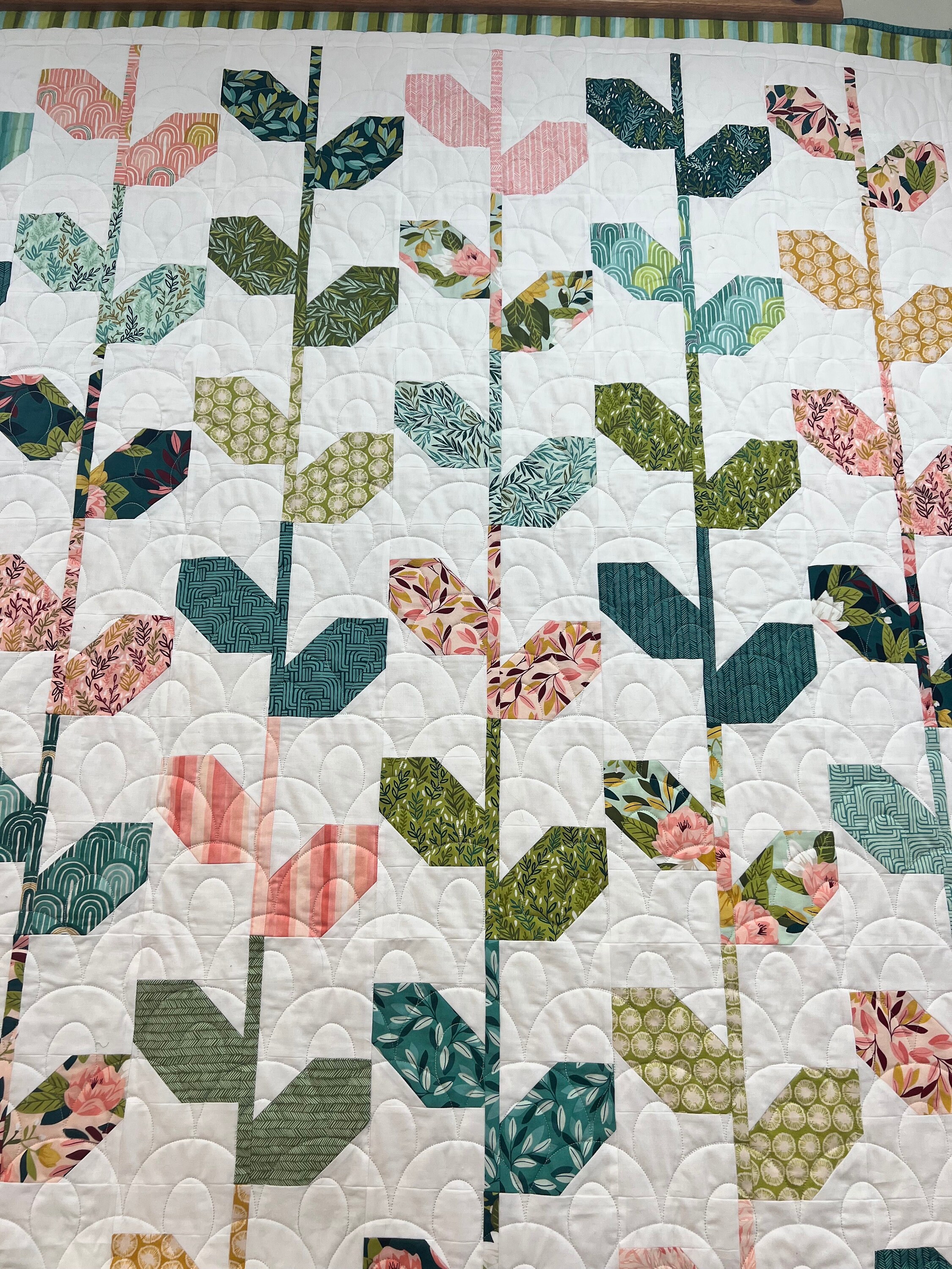 Climbing Vines Quilt Kit, Throw Quilt Kit, Willow 1 Canoe Fabric, Throw ...