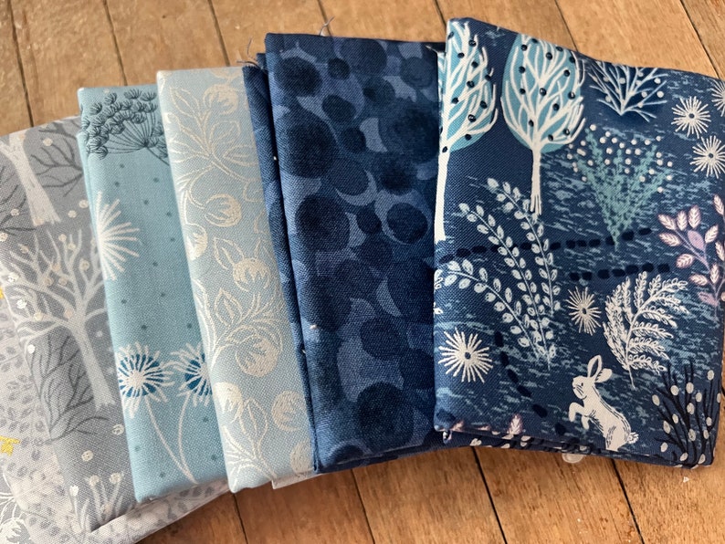 Blue Fat Quarter Bundle, Metallics Fat Quarter Bundle, Prints, 8 Fat ...