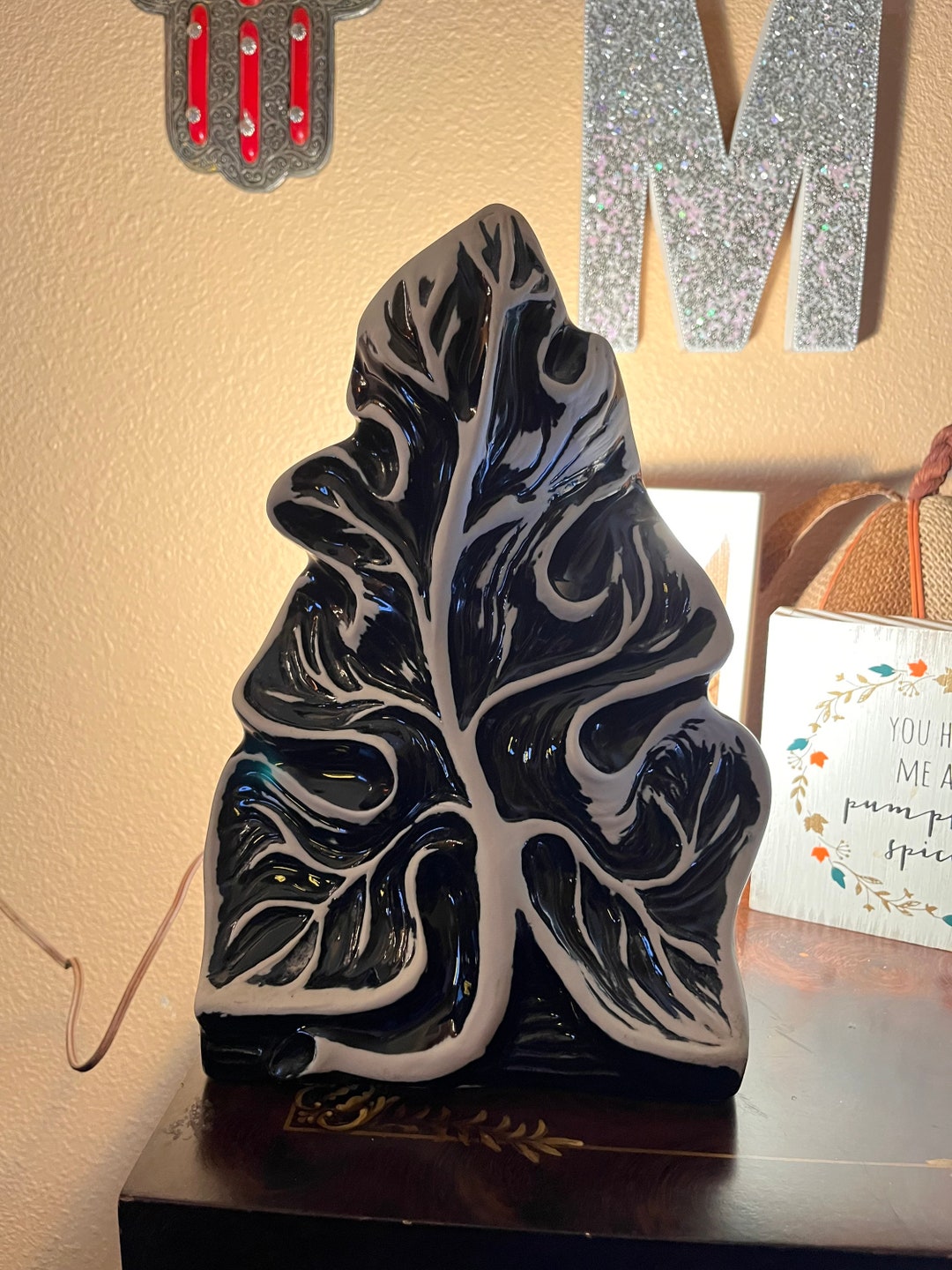 Vintage Black and White Leaf TV Lamp - Etsy