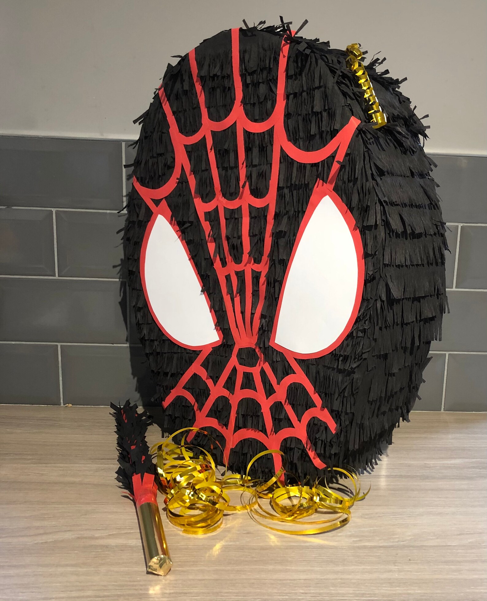 Black Spiderman Piñata 45cm height & Wooden piñata stick - Etsy Italia