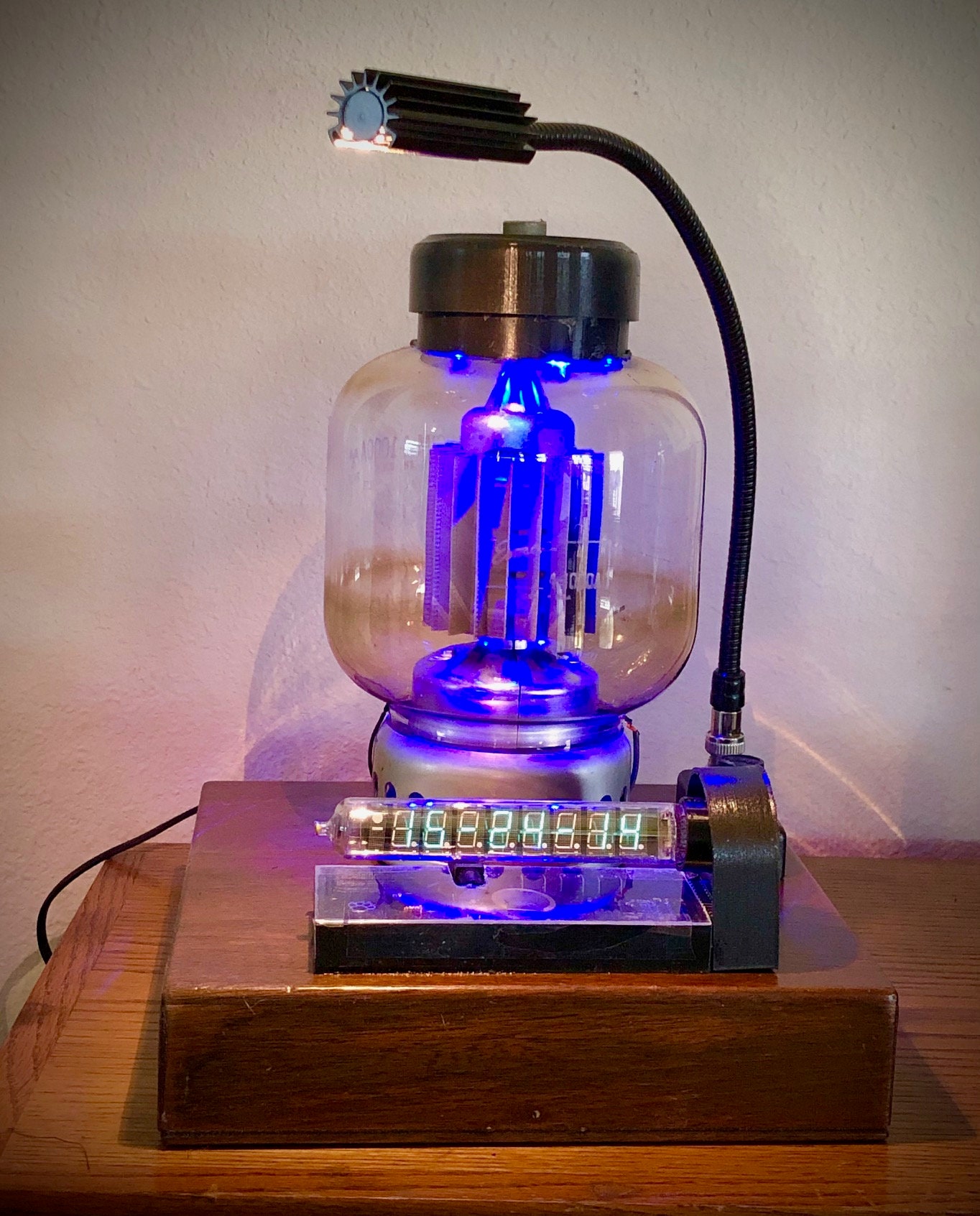 Very Unique Eimac 4-1000A Tube Lamp With Littlite Gooseneck Light and ...