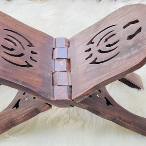 Wooden Hand Carved Holy Book Stand, Rehal Wooden Handcrafted Holy Book ...