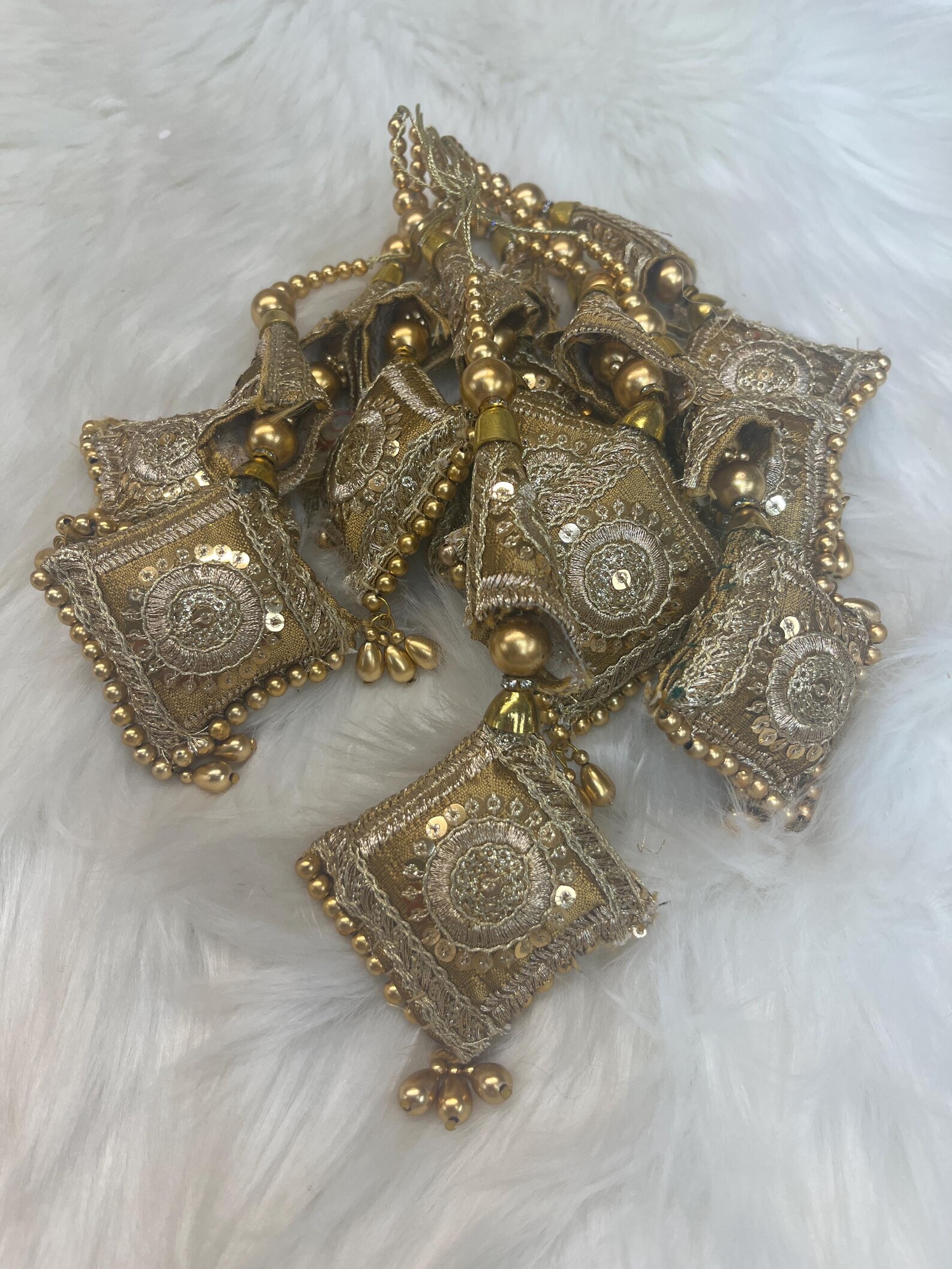 Fashion Handmade Latkan, Stylish Heavy Long for Lehenga, Chunni Border ...