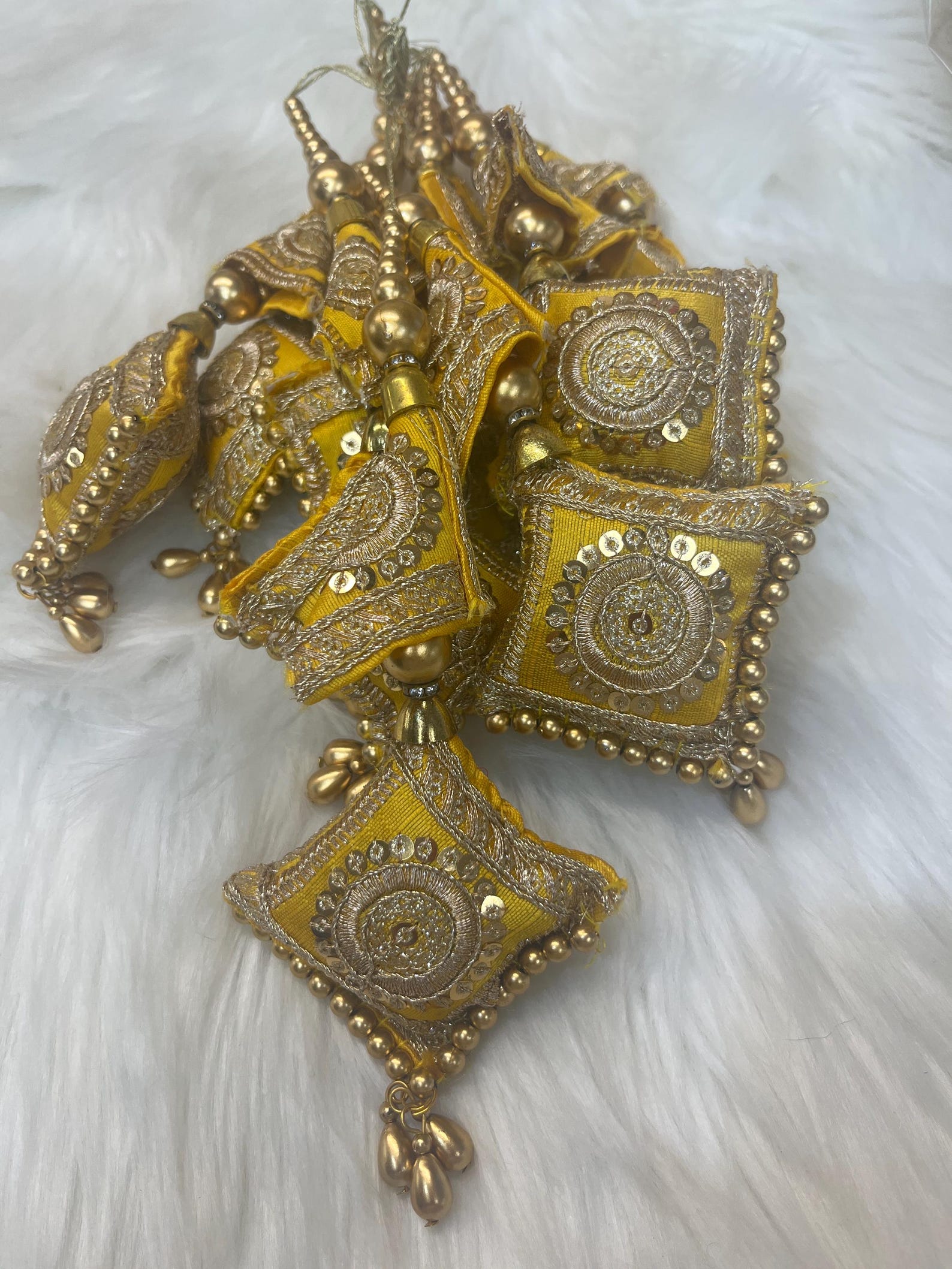 Fashion Handmade Latkan, Stylish Heavy Long for Lehenga, Chunni Border ...