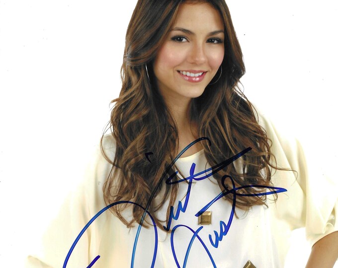Victoria Justice, Signed 8x10 Photograph - Etsy