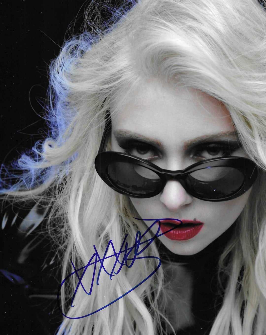 Taylor Momsen, Signed 8x10 Photograph - Etsy