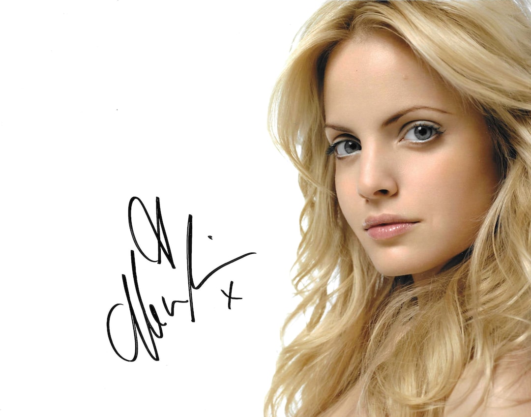 Mena Suvari, Signed 8x10 Photograph - Etsy