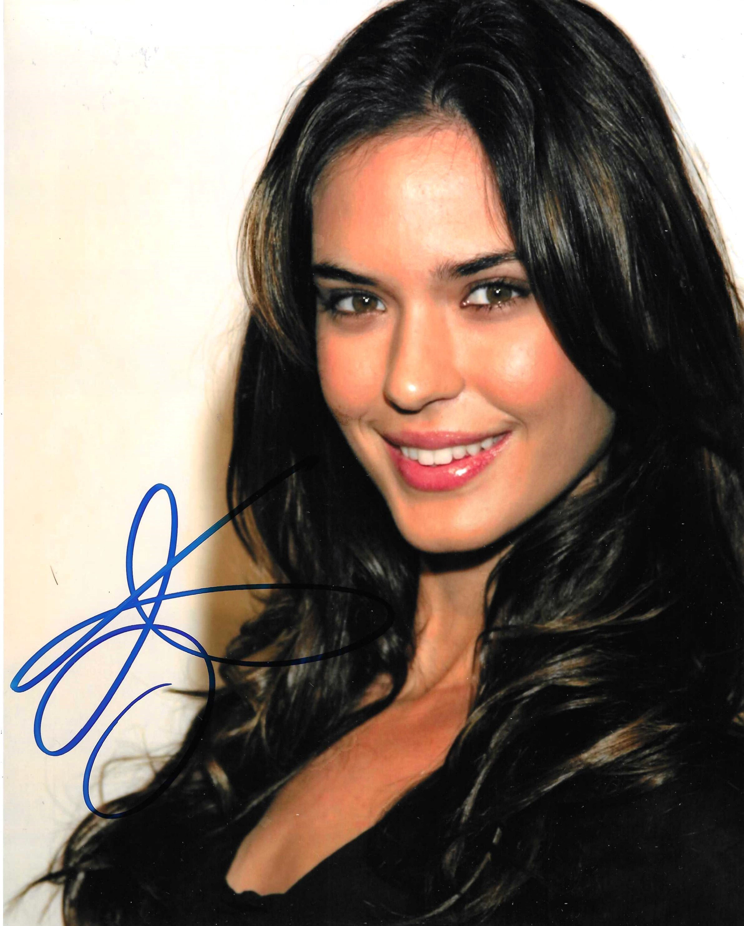 Odette Annable, Signed 8x10 Photograph - Etsy