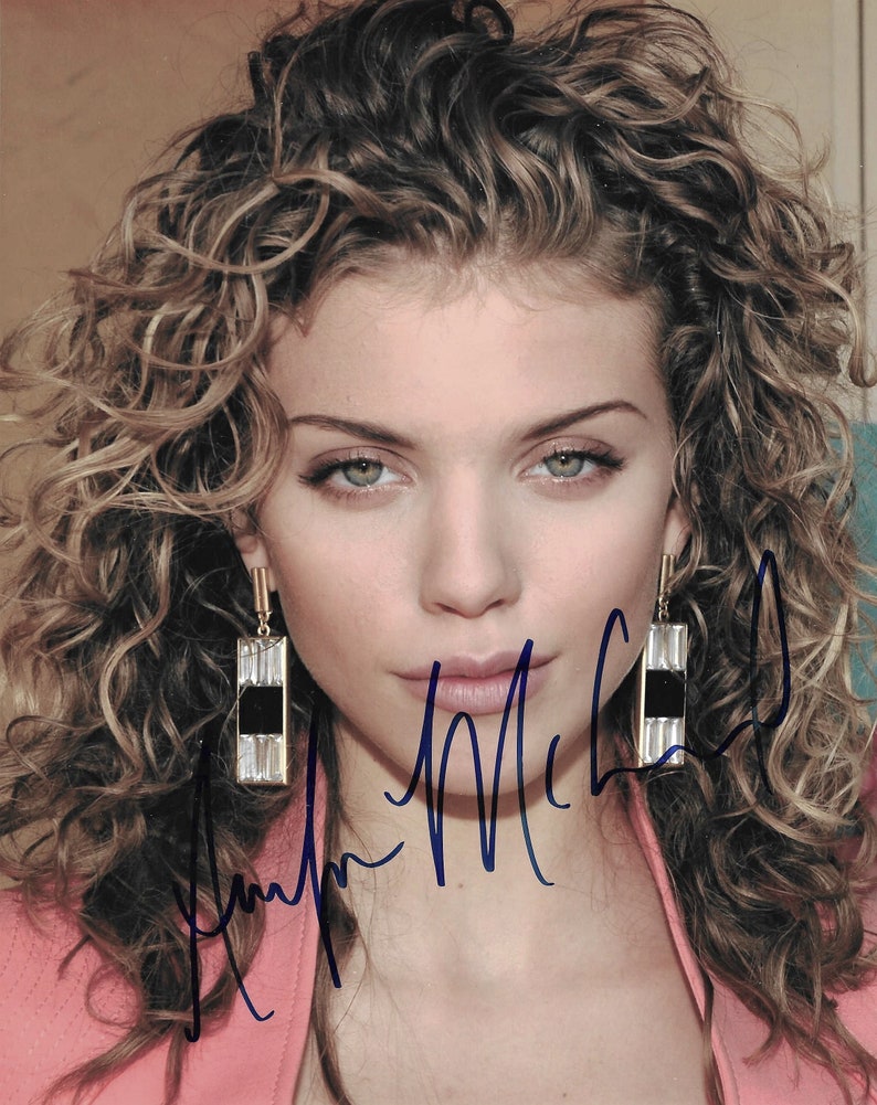 Annalynne Mccord, Signed 8x10 Photograph - Etsy
