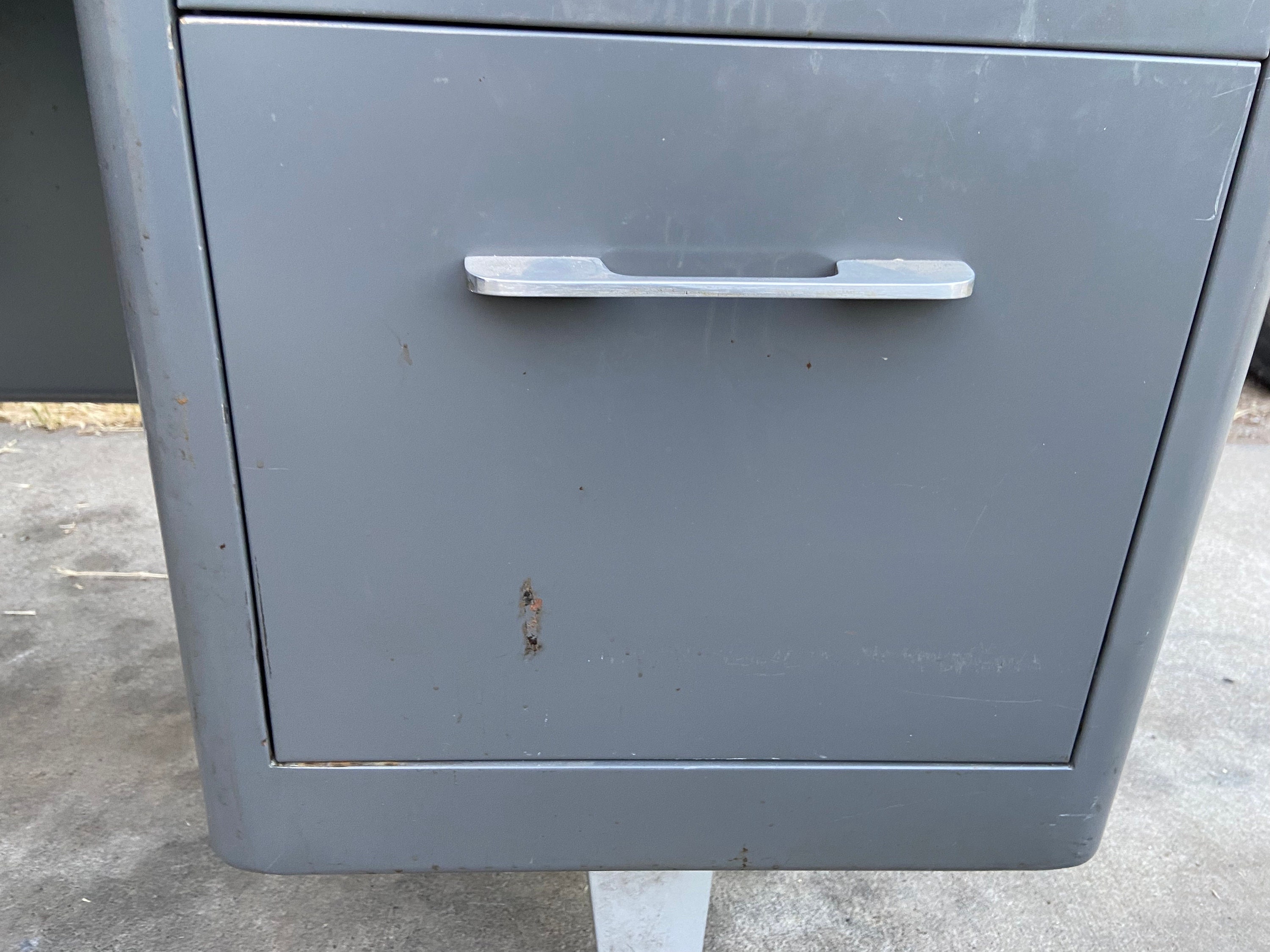 Cole Steel Vintage Metal Tanker Desk - Etsy