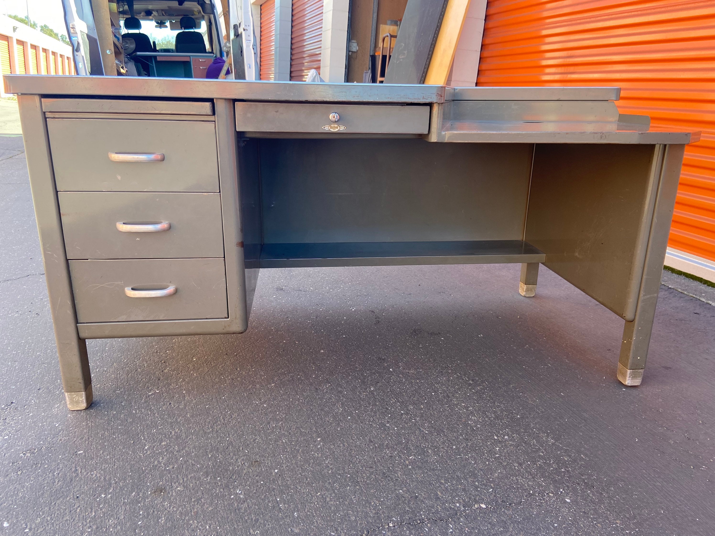 Vintage Art Metal Tanker Desk - Etsy