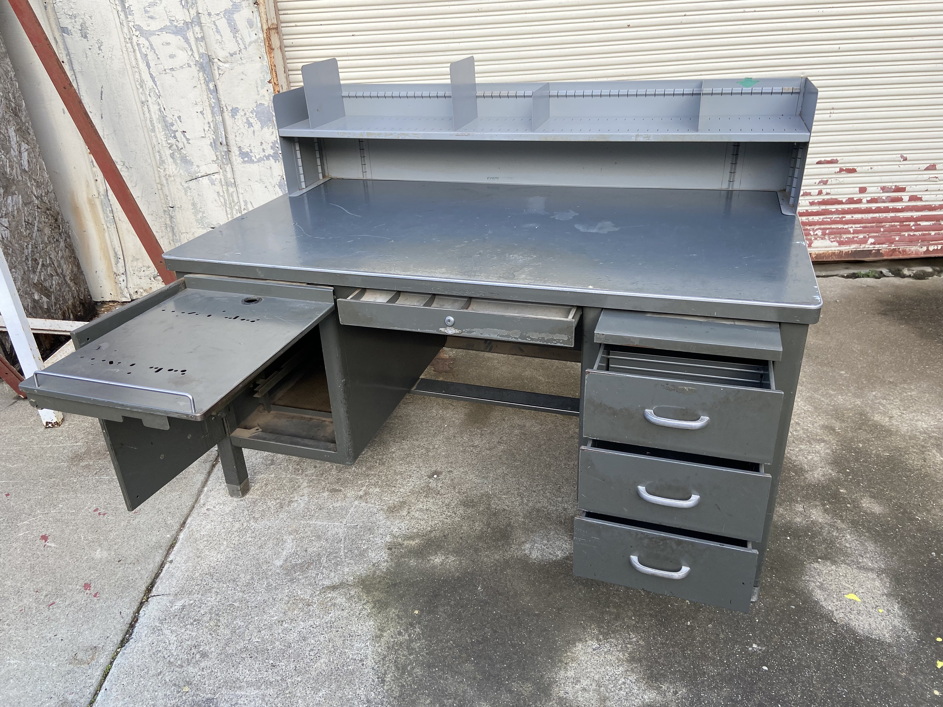 Art Metal Vintage Tanker Desk - Etsy