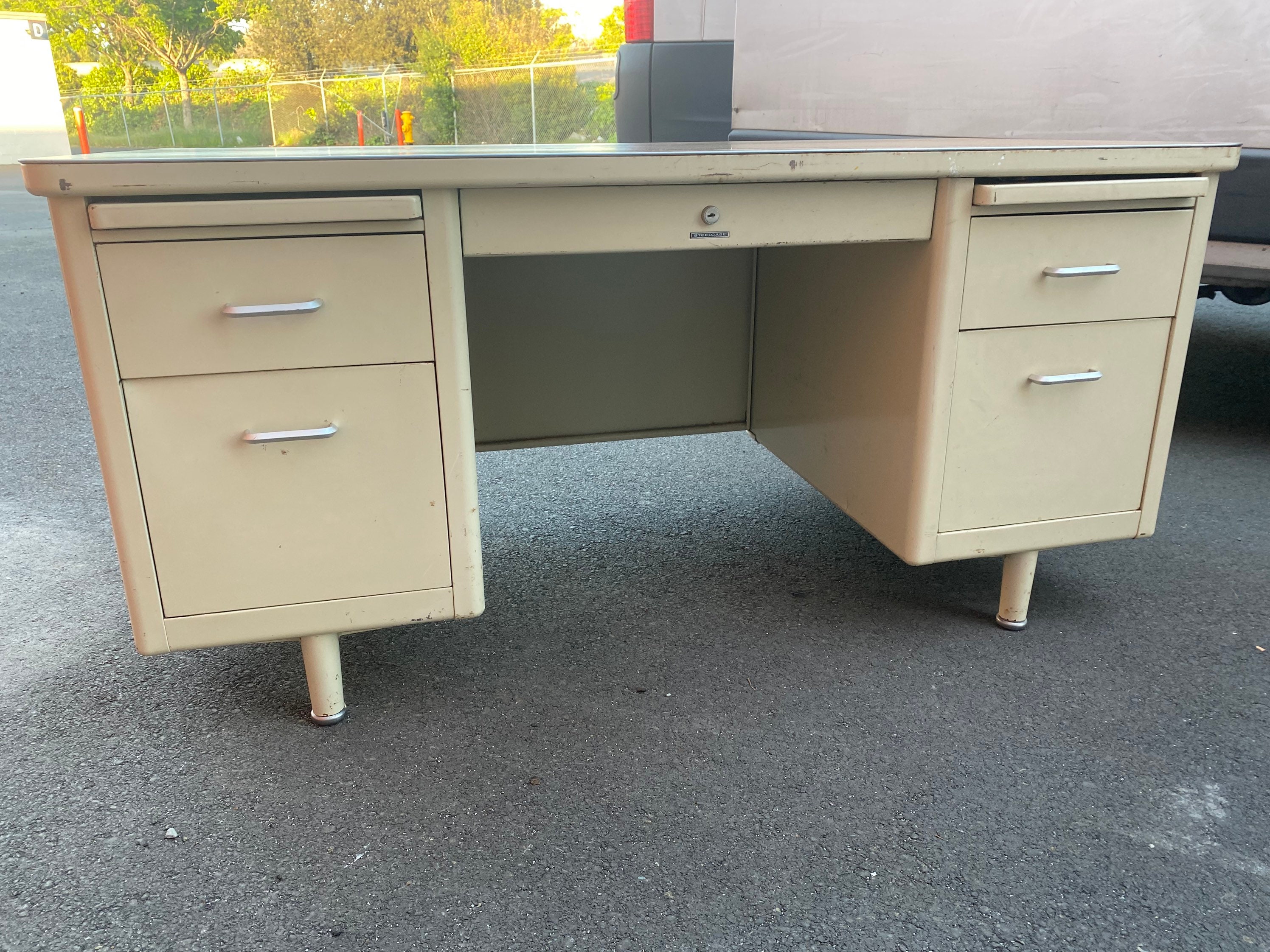 Steelcase Vintage Metal Tanker Desk - Etsy