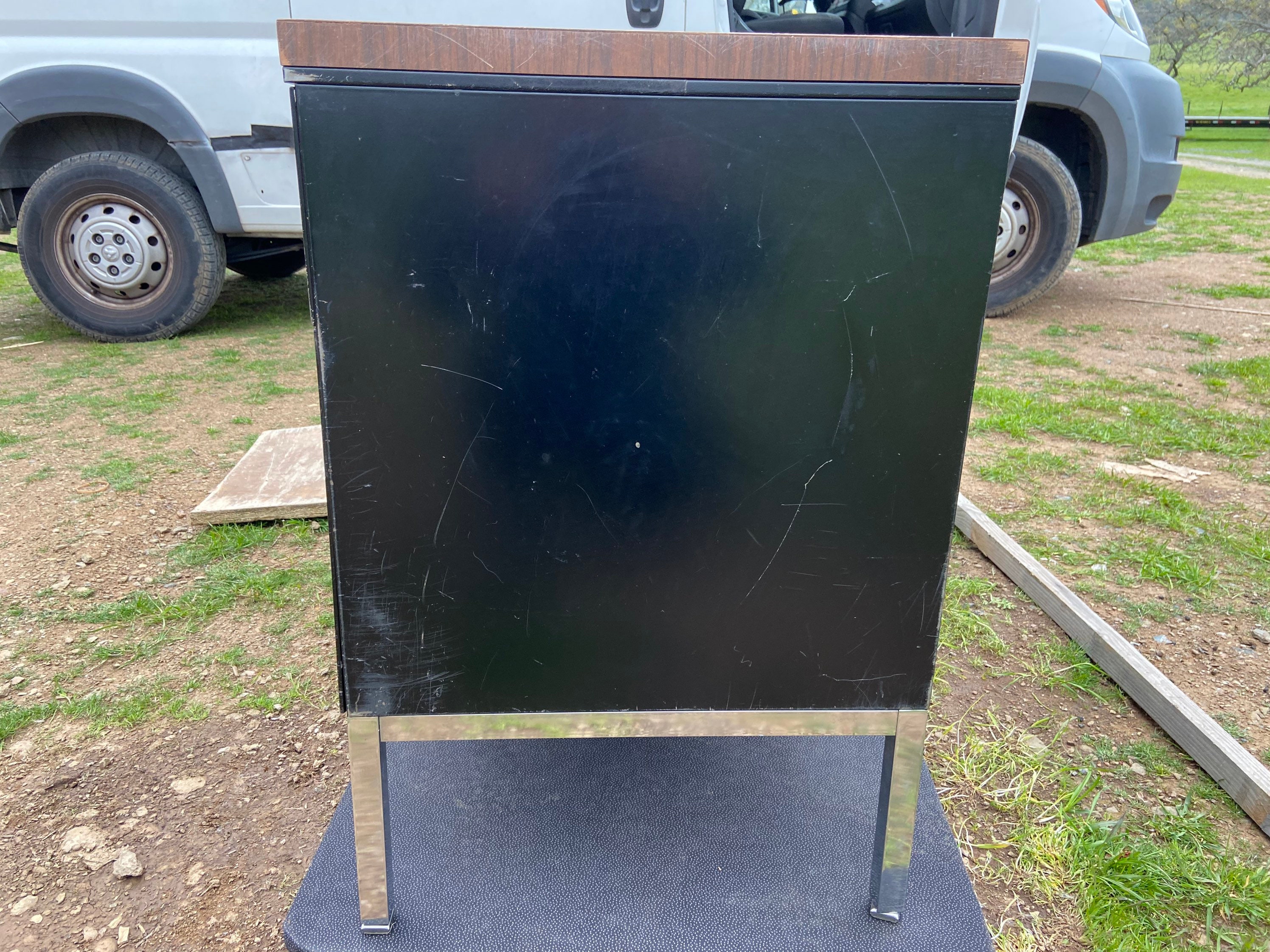 Vintage steelcase credenza store