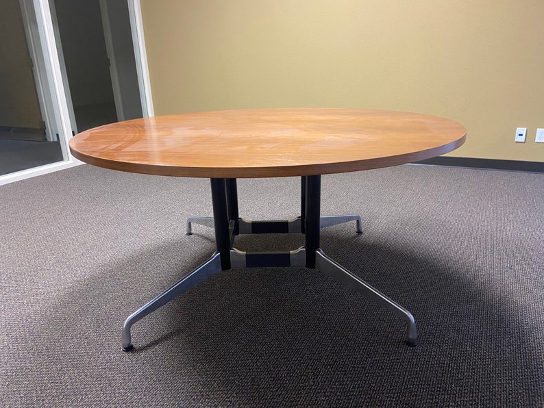Vintage Herman Miller Eames Round Table - Etsy