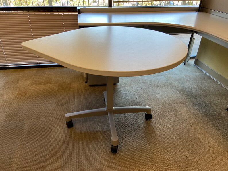 Herman Miller Tear Shaped Rolling Table - Etsy