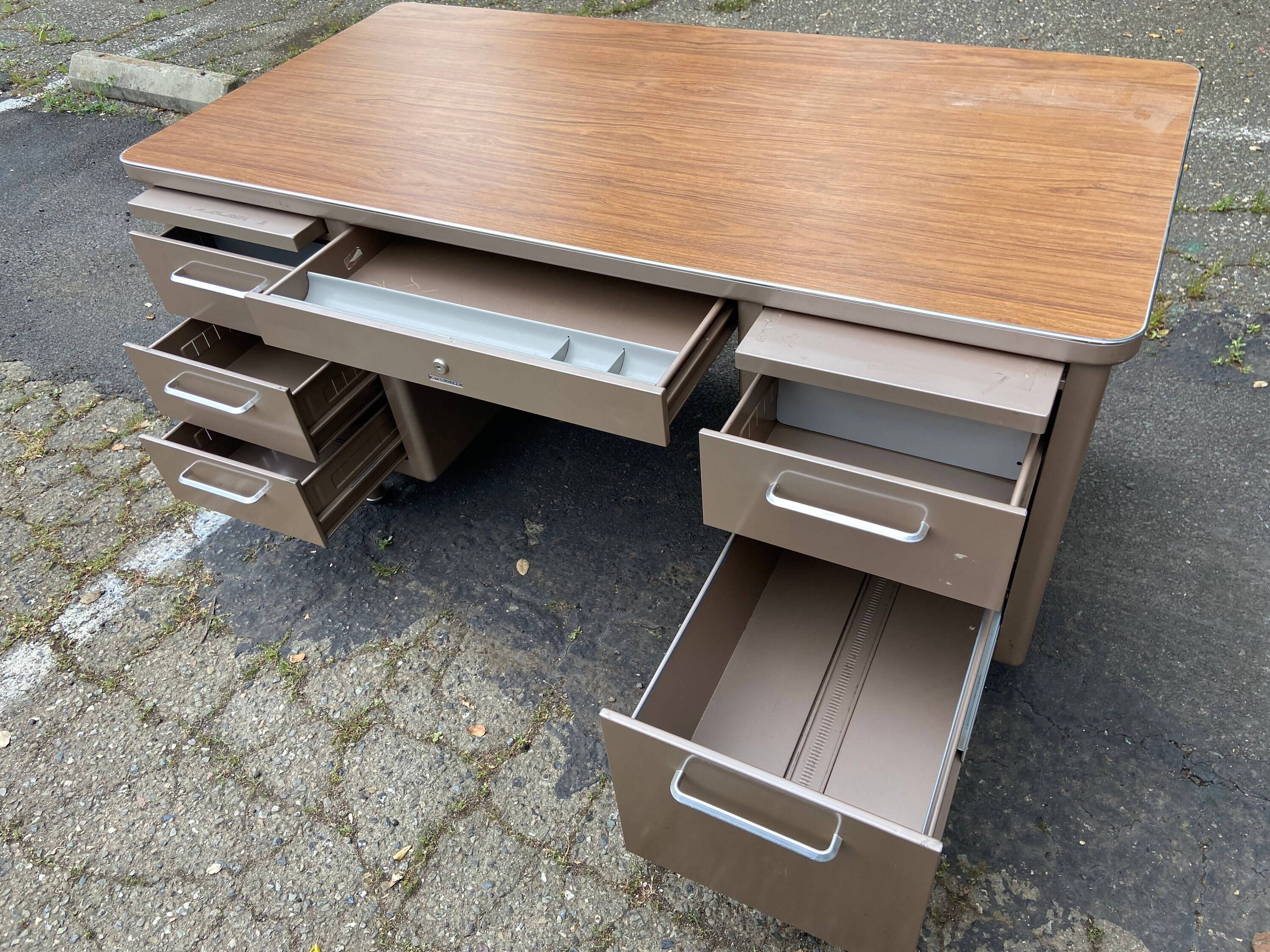 Steelcase Vintage Mid Century Modern Metal Tanker Desk - Etsy