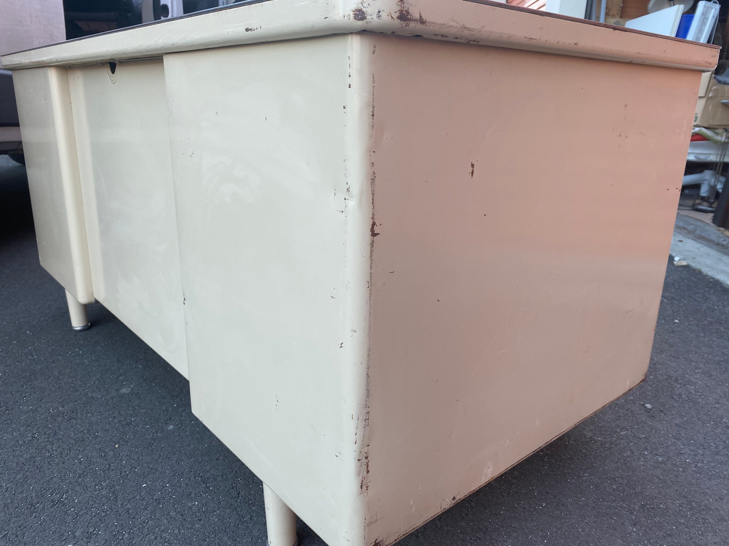 Steelcase Vintage Metal Tanker Desk - Etsy