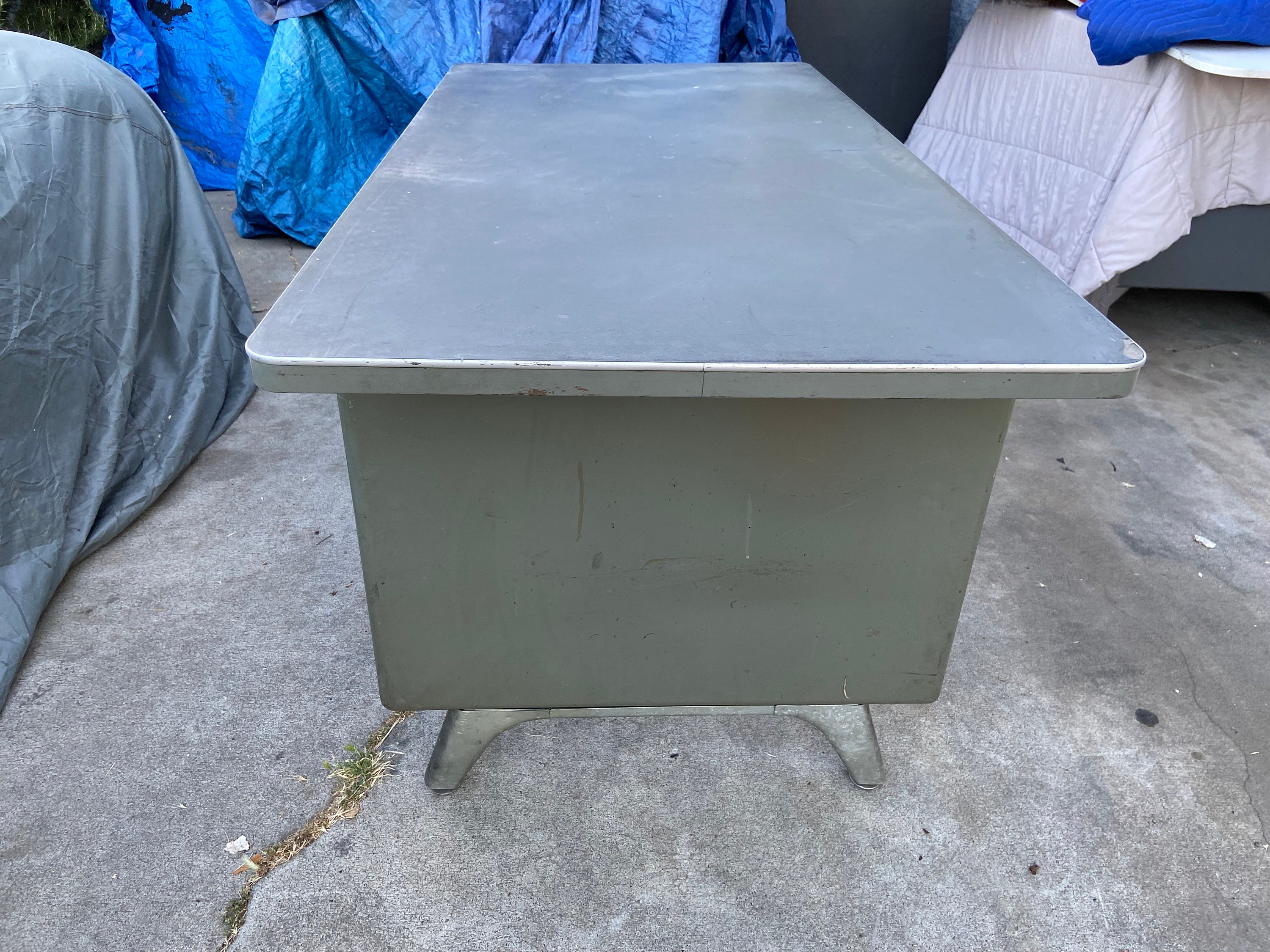 Cole Steel Vintage Metal Tanker Desk - Etsy