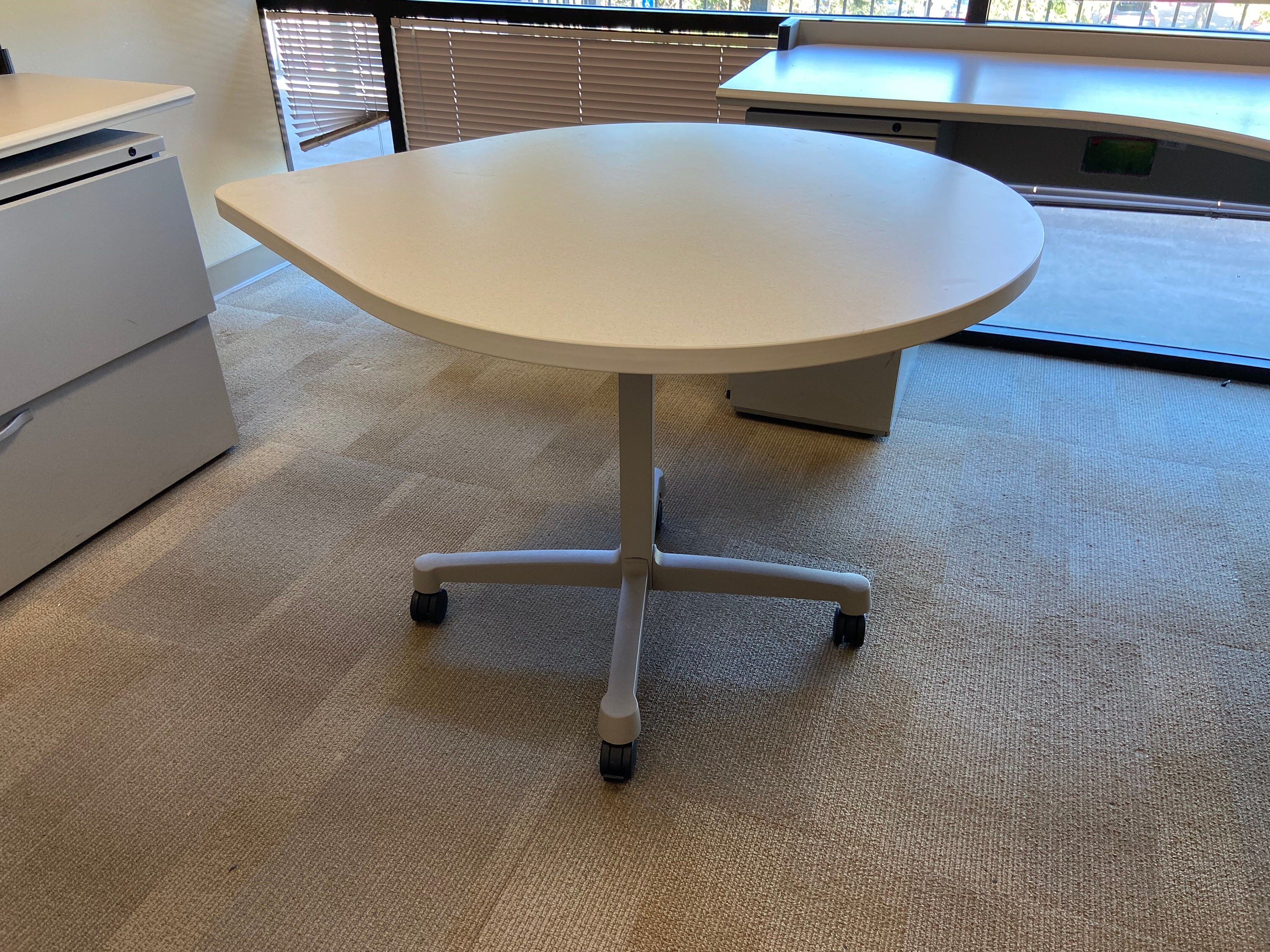 Herman Miller Tear Shaped Rolling Table - Etsy