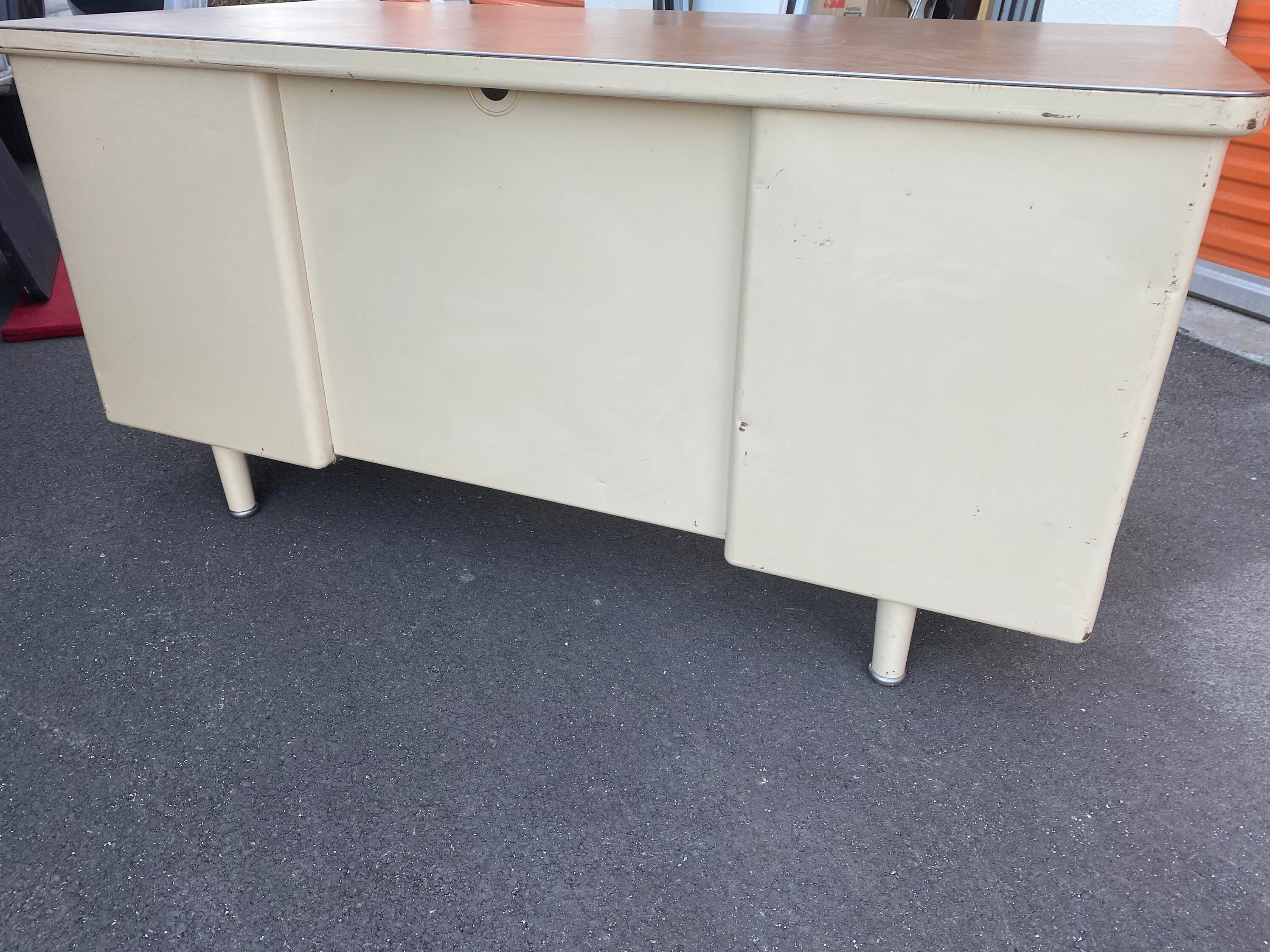 Steelcase Vintage Metal Tanker Desk - Etsy