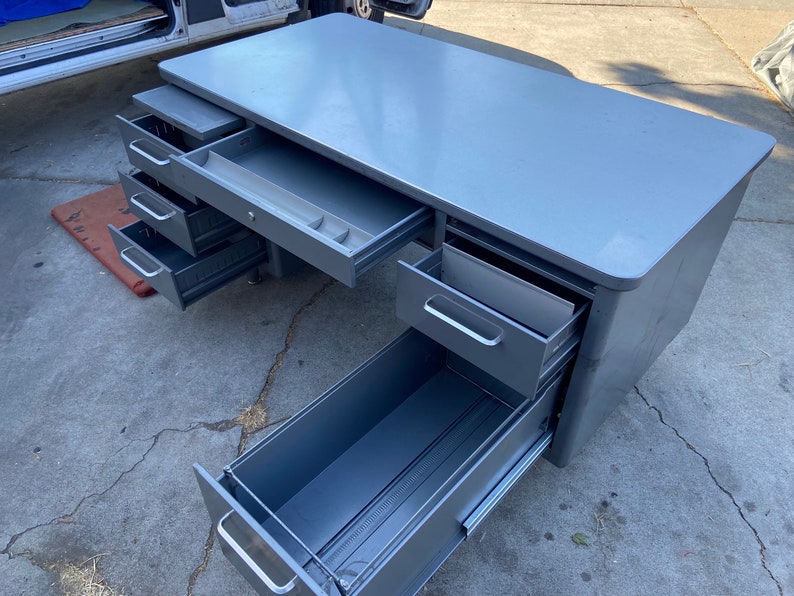 Steelcase Vintage Industrial Metal Tanker Desk - Etsy