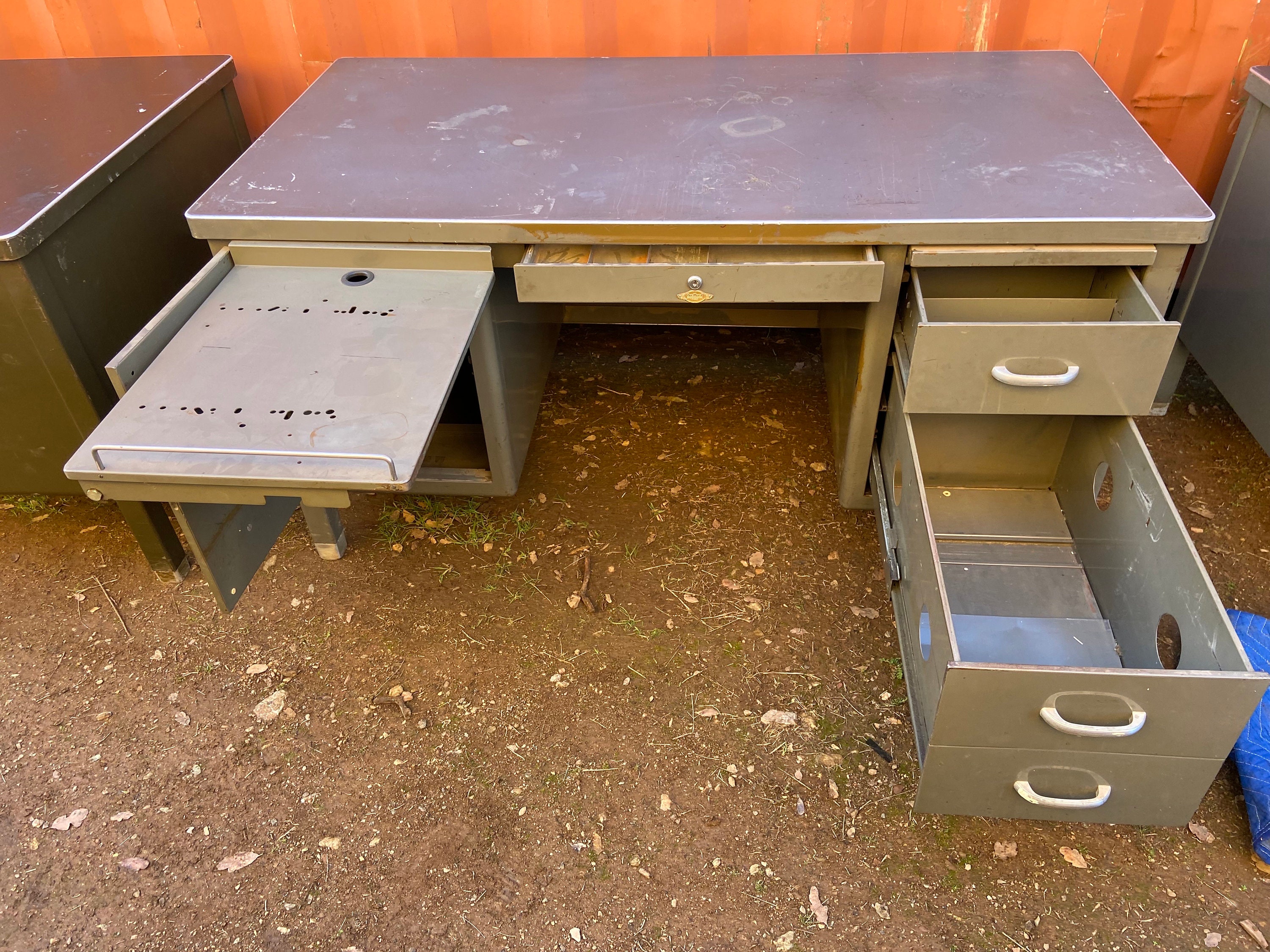 Art Metal Vintage Metal Tanker Desk With Typewriter Etsy Canada