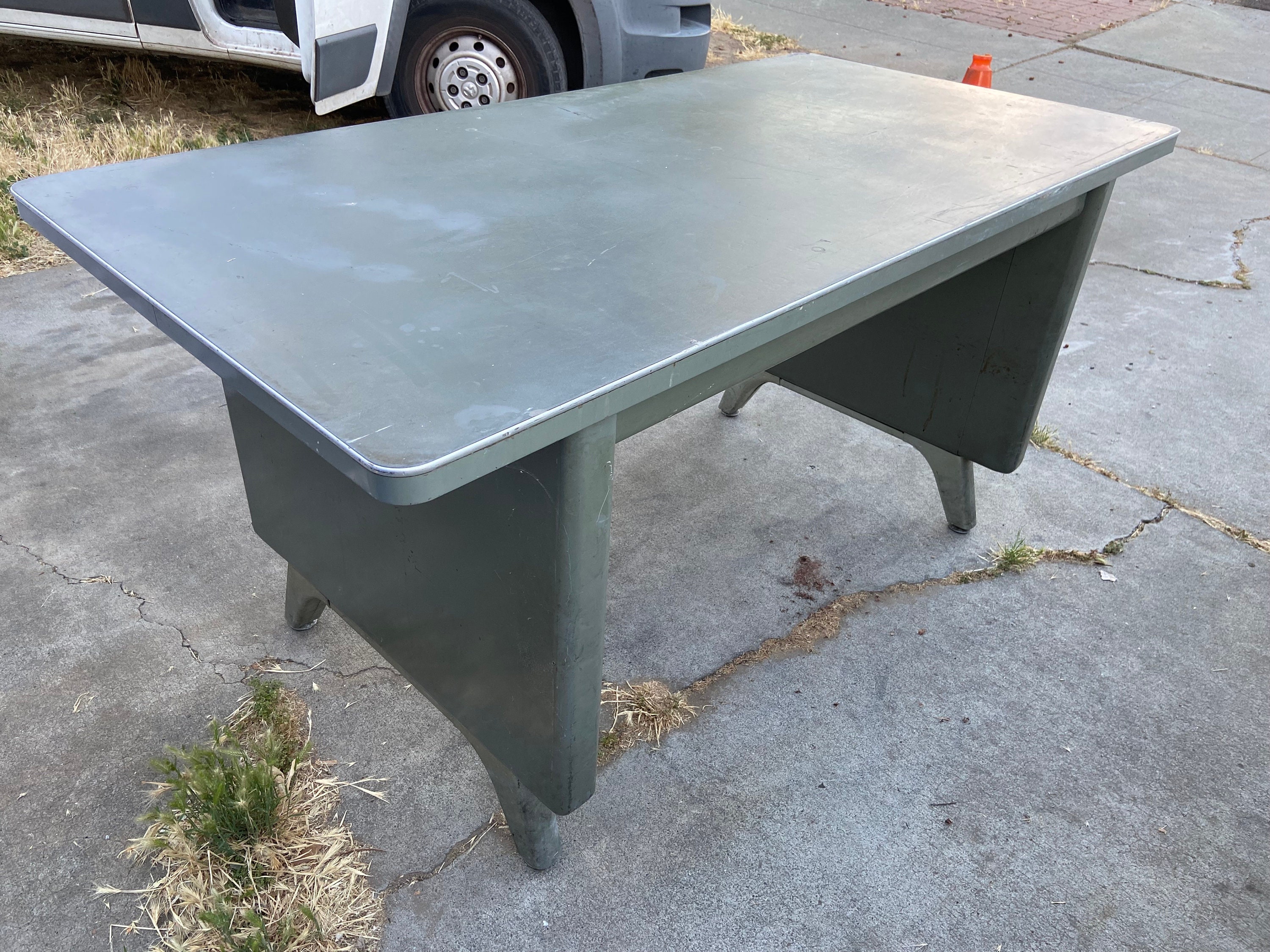 Cole Steel Vintage Metal Tanker Desk - Etsy