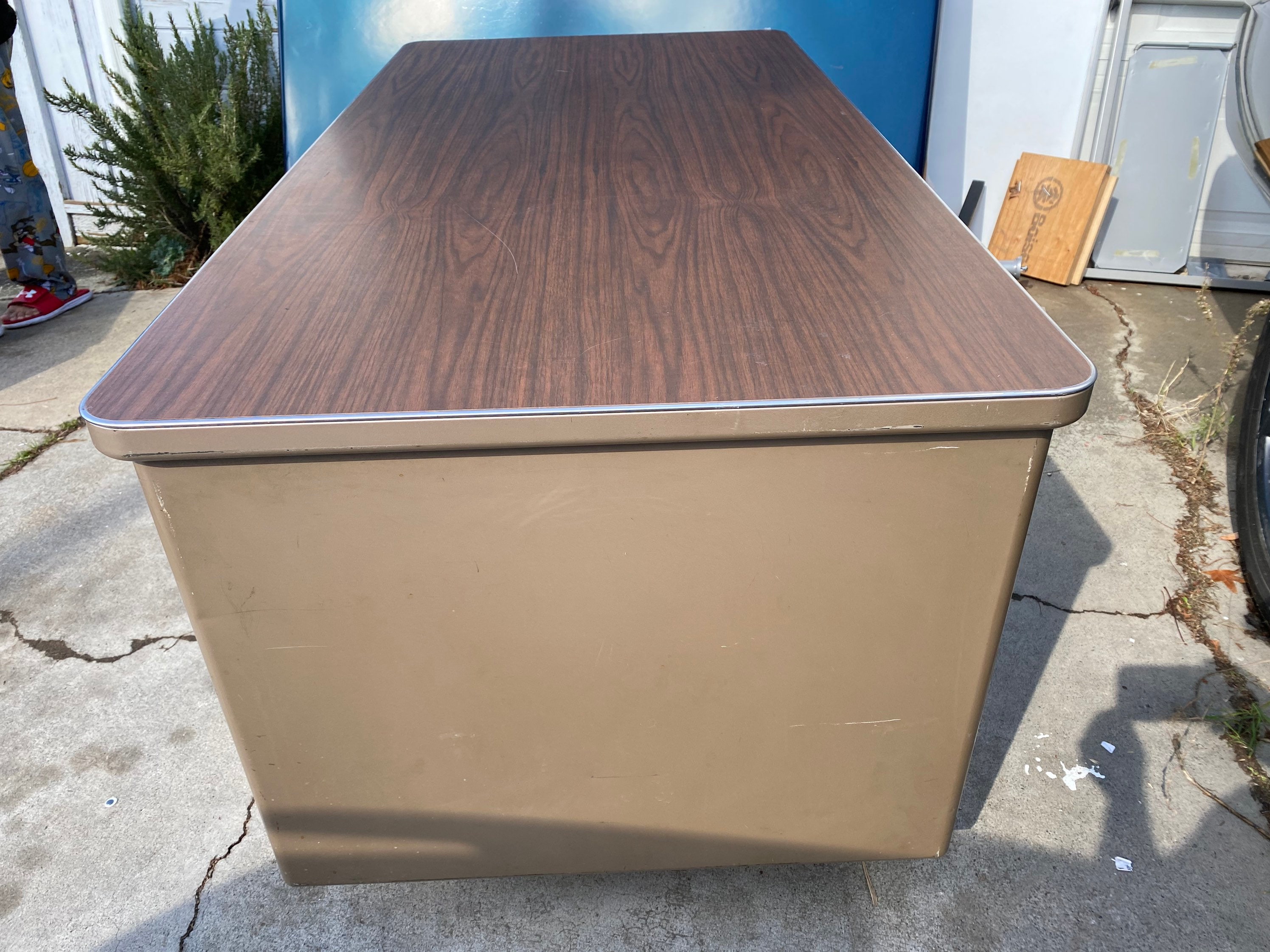 Steelcase Vintage Metal Tanker Desk - Etsy