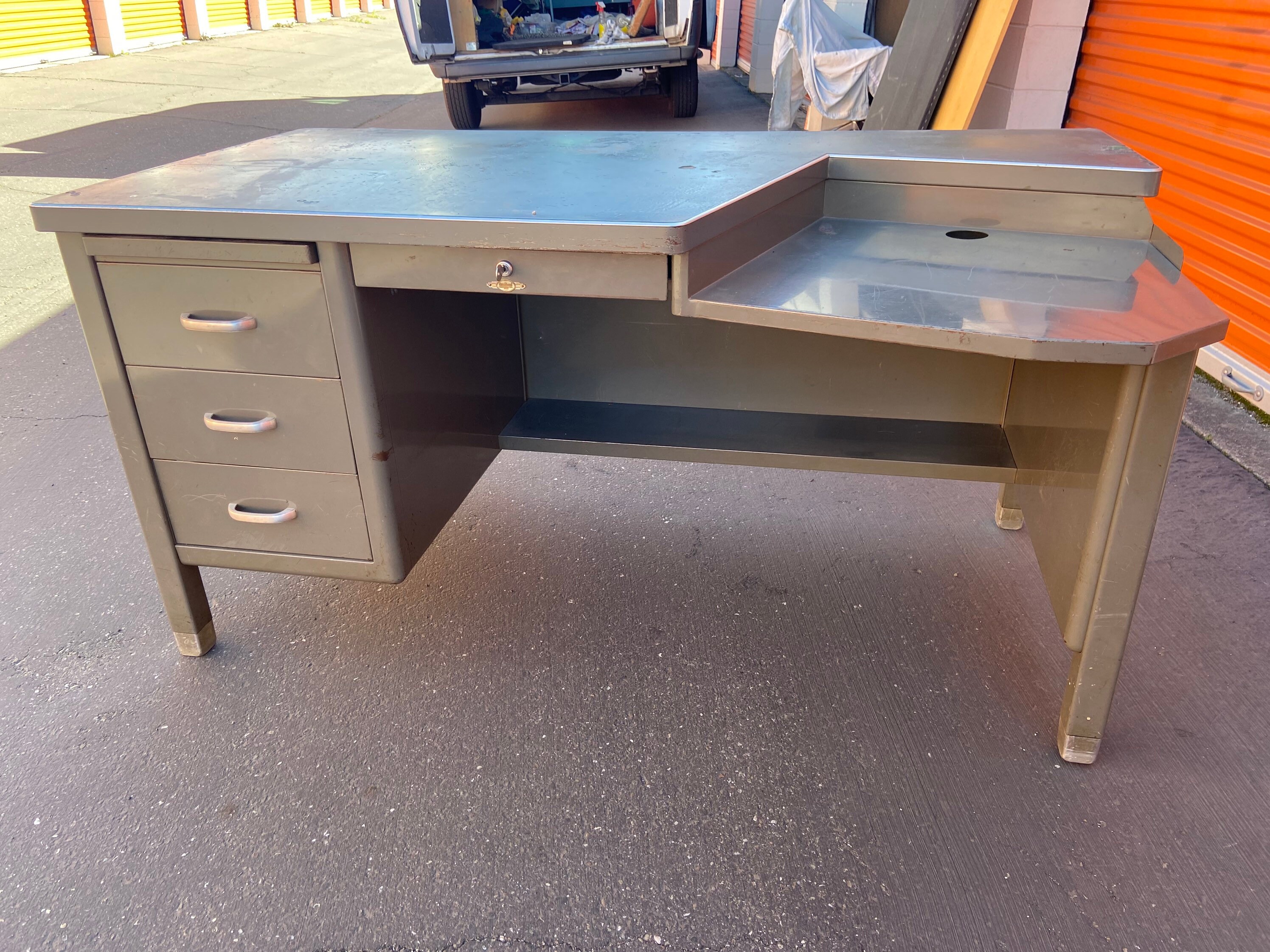 Vintage Art Metal Tanker Desk - Etsy