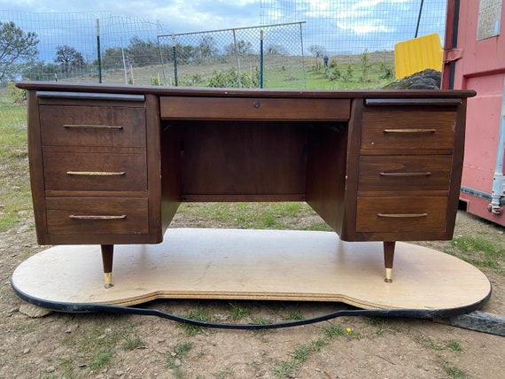 Vintage Mid Century Modern Wood Veneer Desk - Etsy