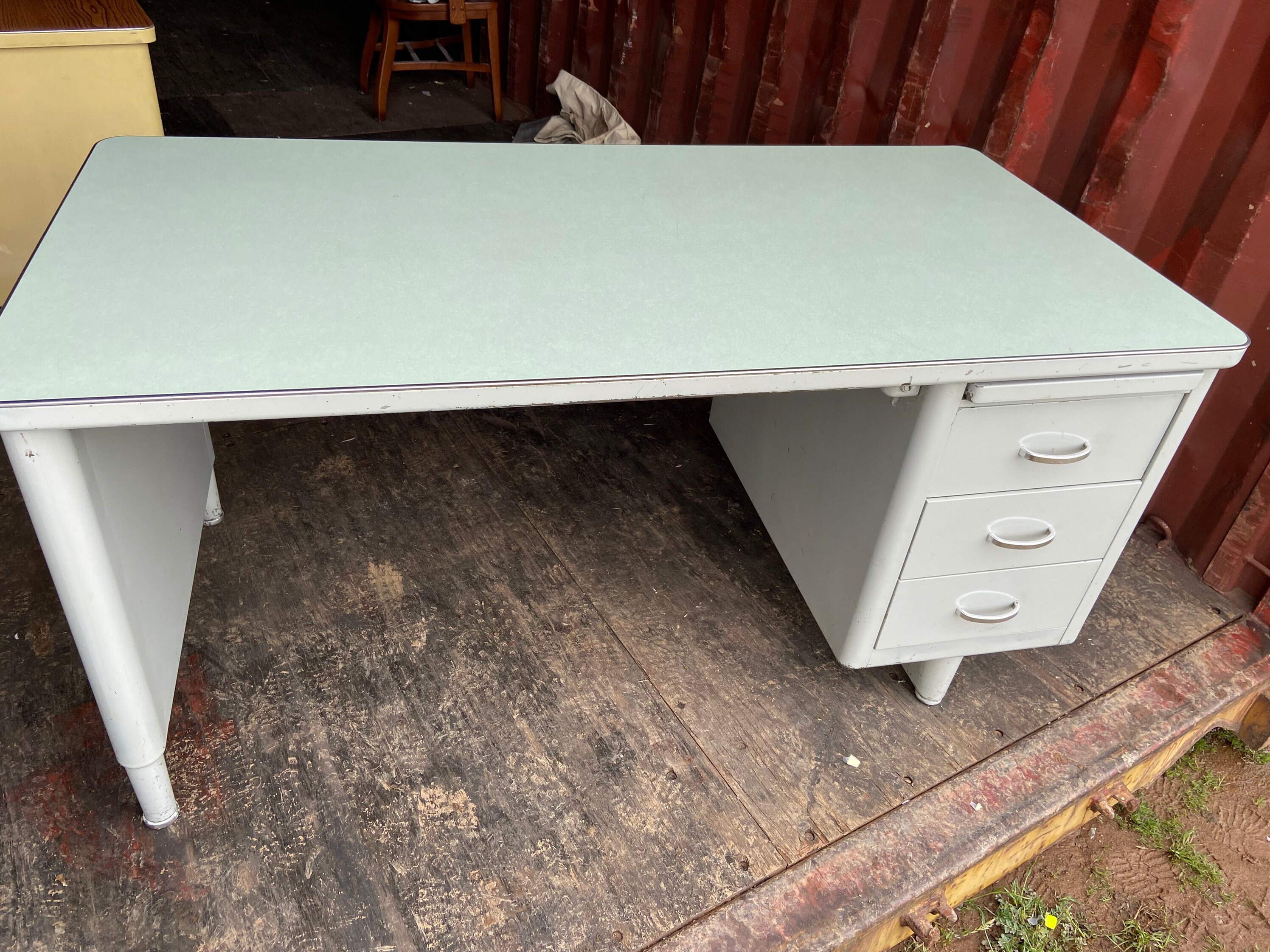 Steelcase Vintage Metal Tanker Desk - Etsy