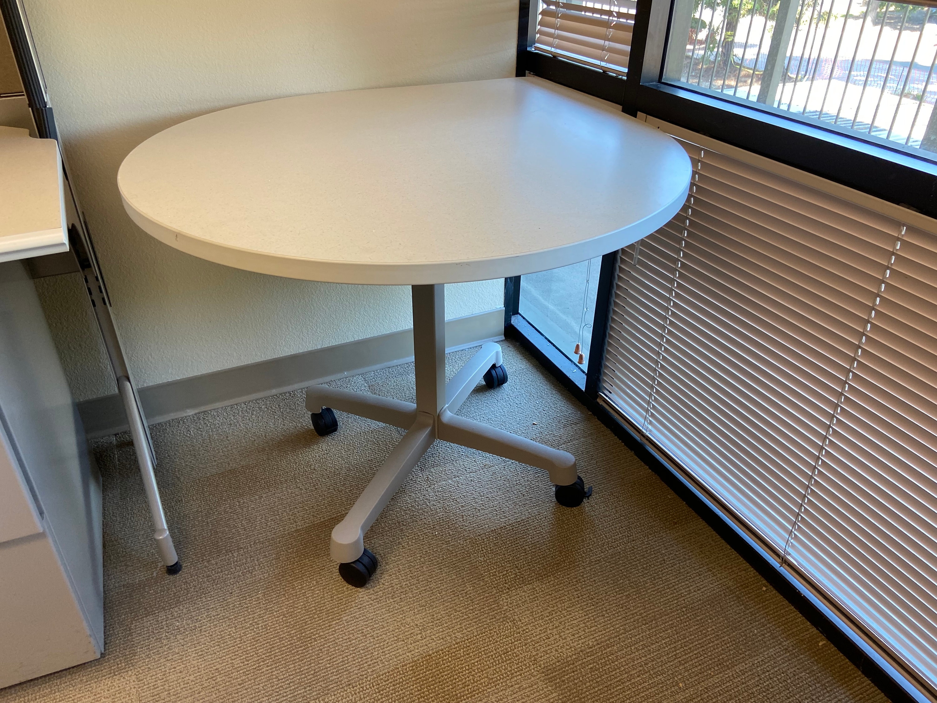 Herman Miller Tear Shaped Rolling Table - Etsy