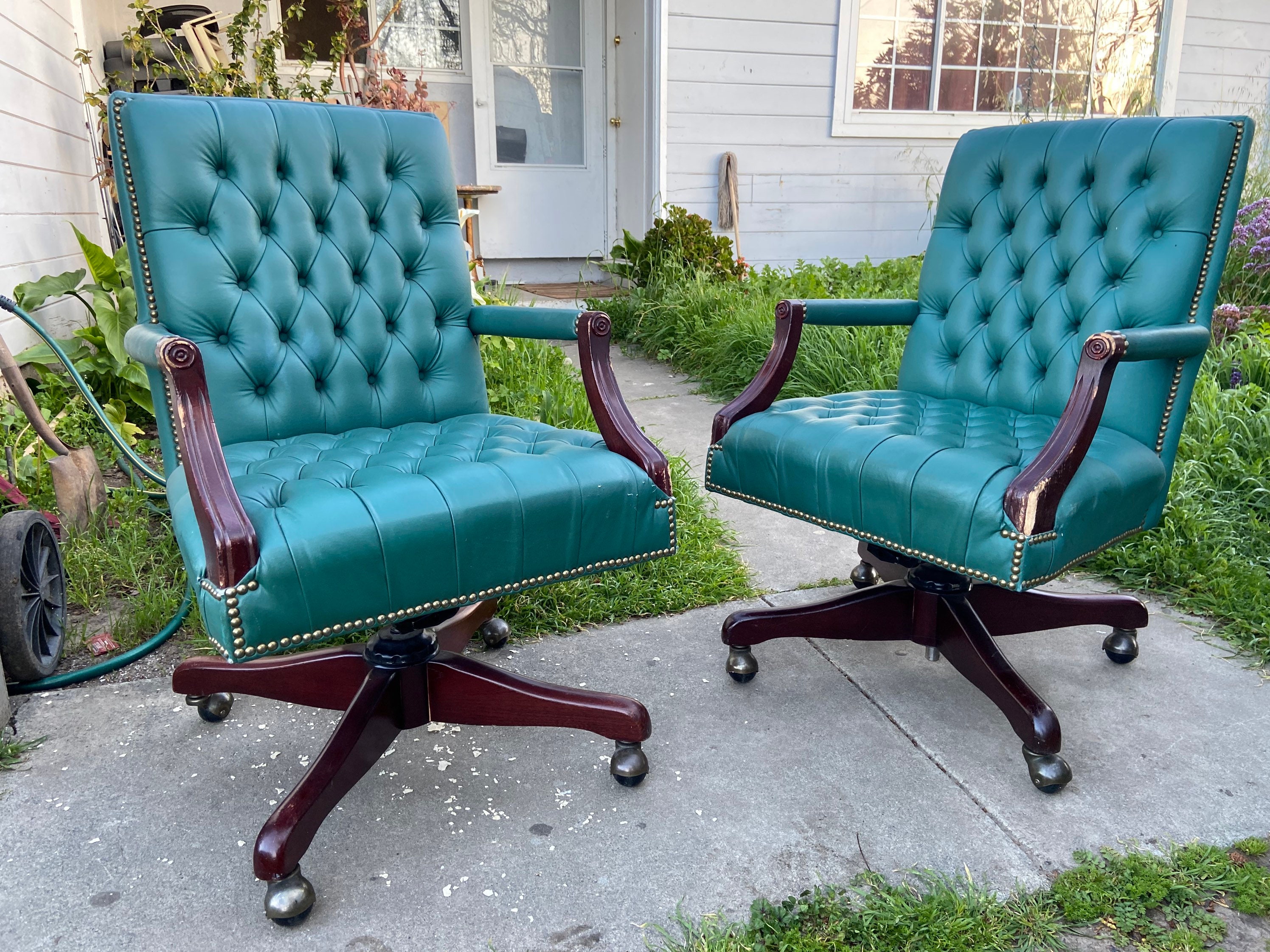 1980s Vintage Paoli Chair Company for Restoration Swivel Faux Leather ...