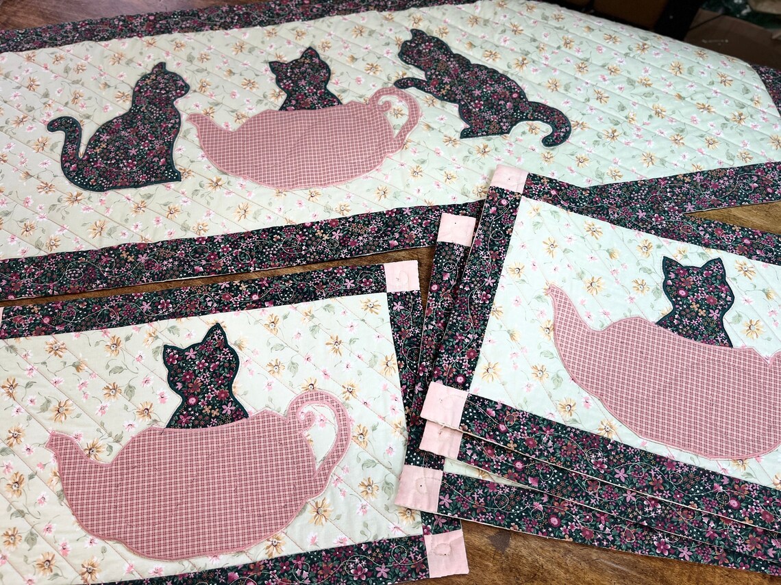 Cat Table Runner, Placemats Quilt Pattern - Kittens Tea Party - Fusible ...
