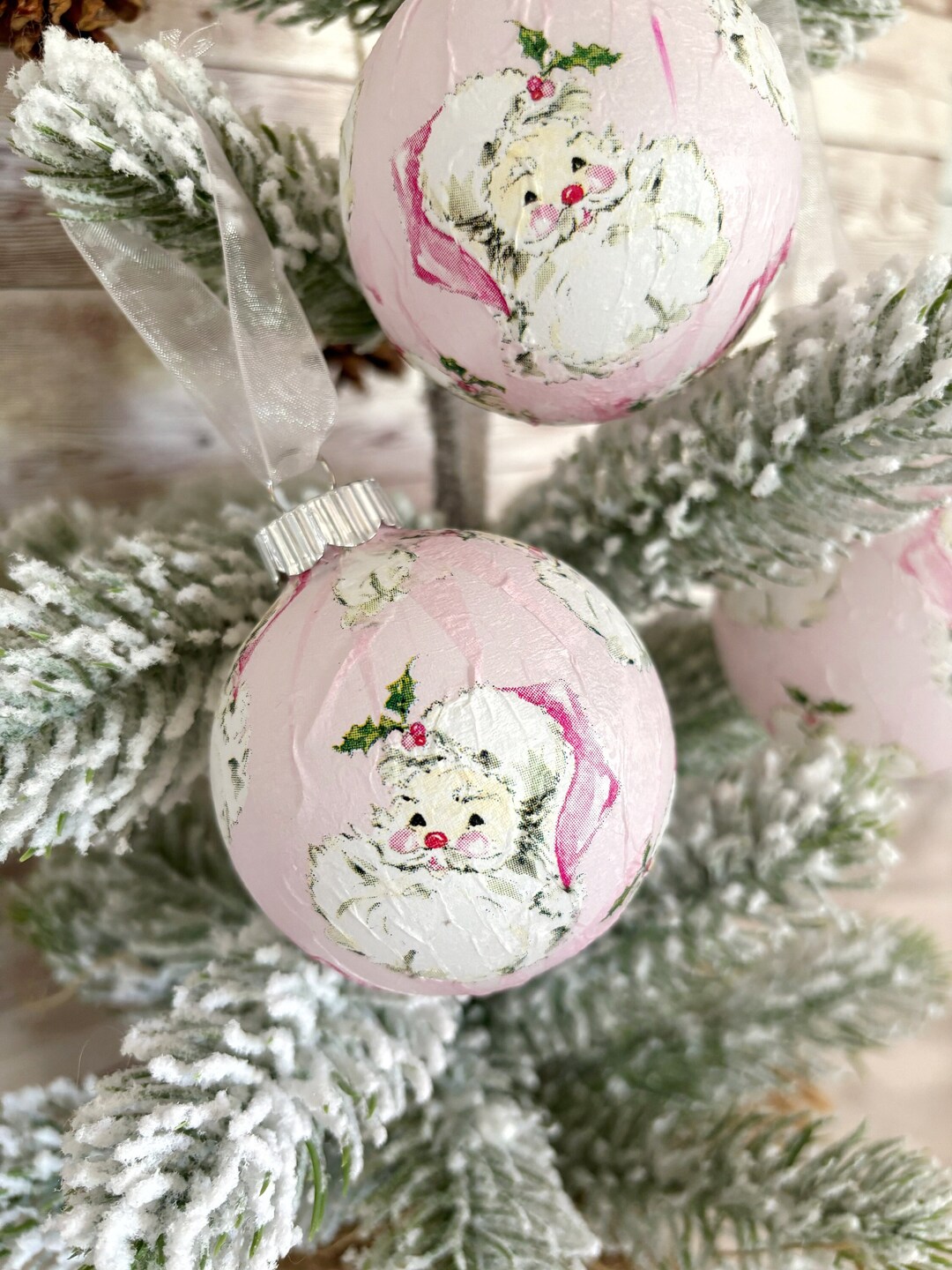 Sets of Pink Victorian Christmas Ornaments, Pink Santa Christmas Tree ...