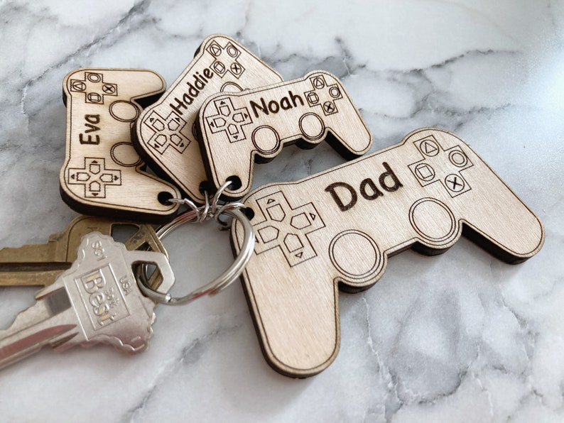 Personalized Video Game Controller Keychain for a Father's - Etsy