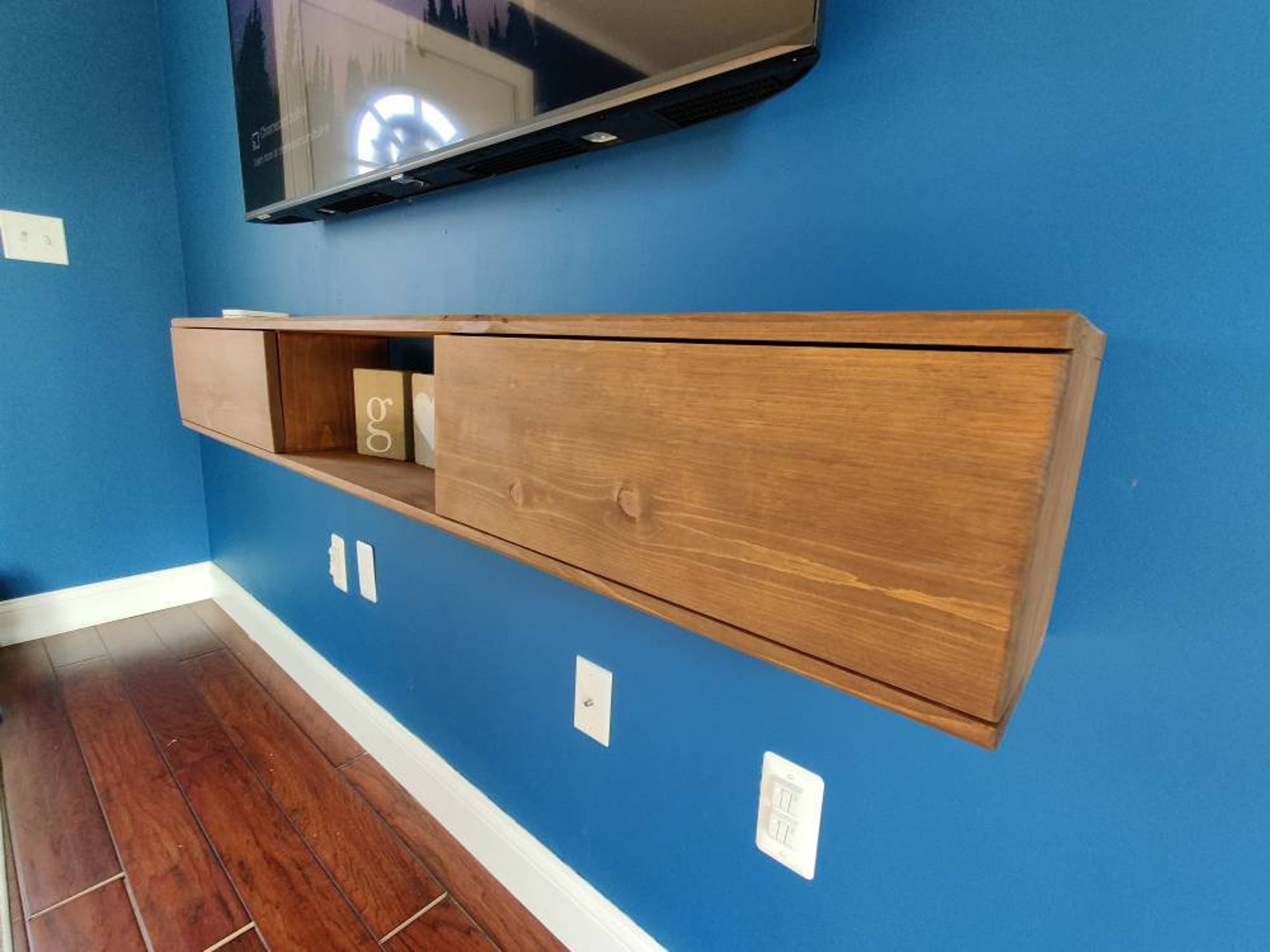 Floating TV Shelf 2 Door - Etsy